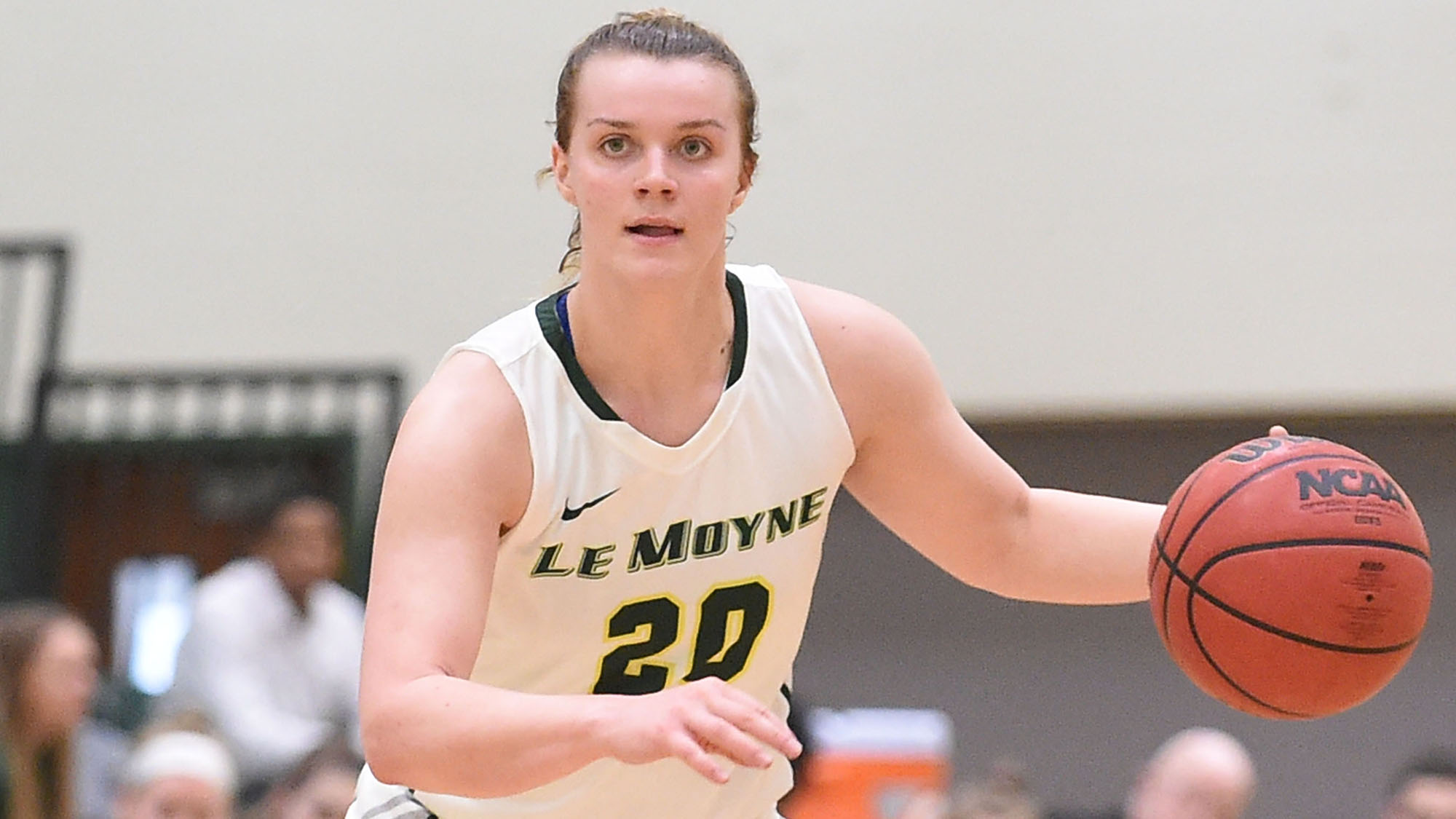 Erin Fouracre - Women's Basketball - Le Moyne College Athletics