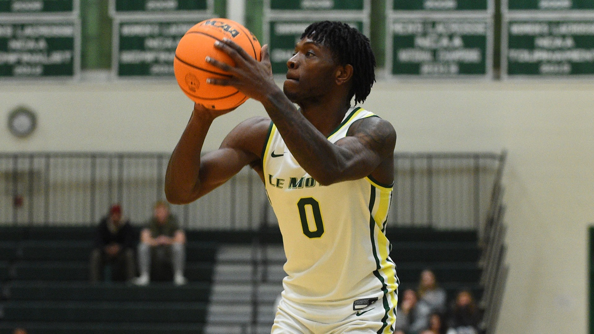 Jeremiah Washington - Men's Basketball - Le Moyne College Athletics