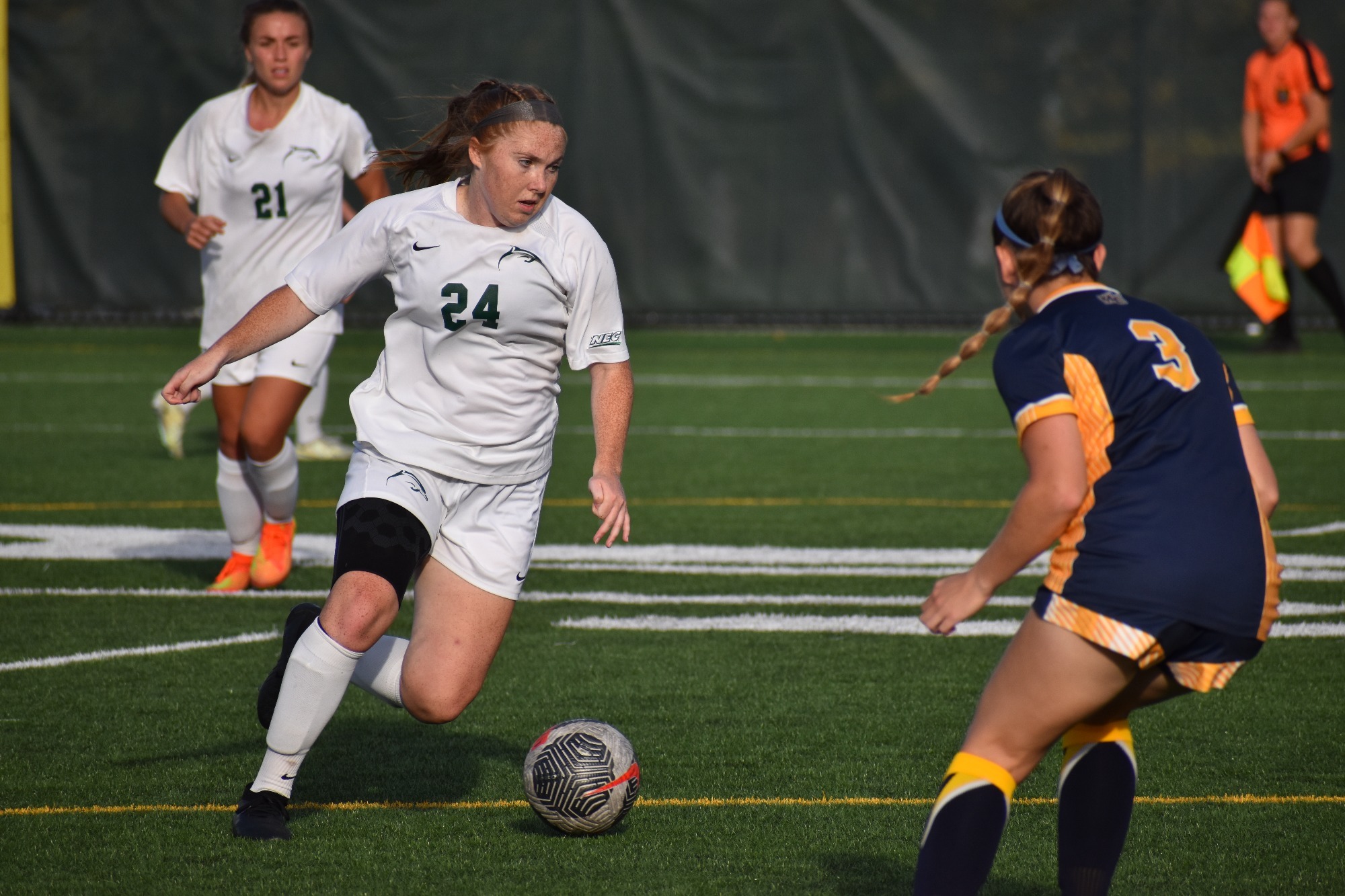 WOMEN'S SOCCER RECORDS 2-2 ROAD DRAW AGAINST FIRST-PLACE CENTRAL ...
