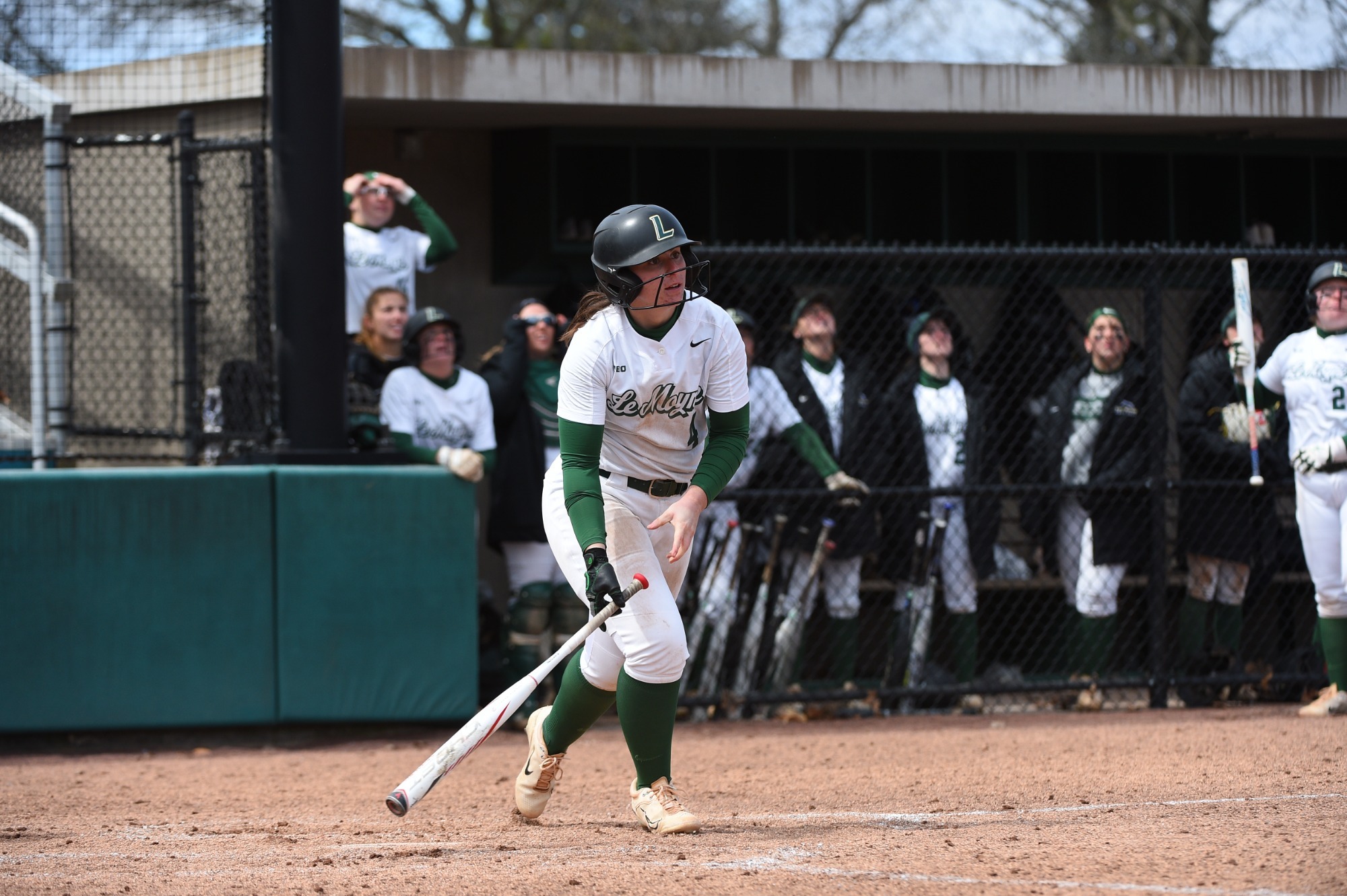 SOFTBALL CLAIMS TWO CONFERENCE WINS AT AIC - Le Moyne College Athletics