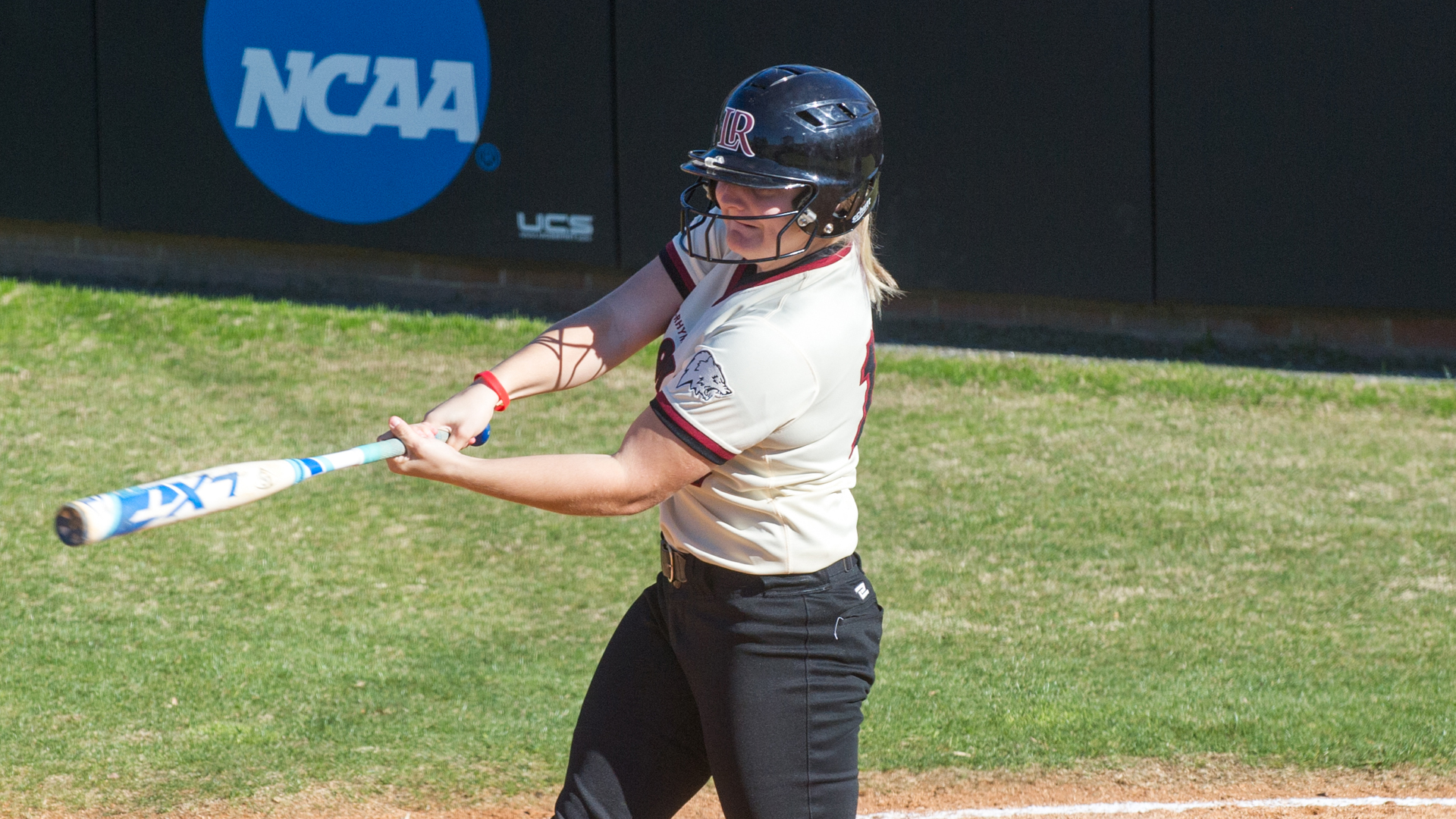 Erin Boone - Softball - Lenoir-Rhyne University Athletics