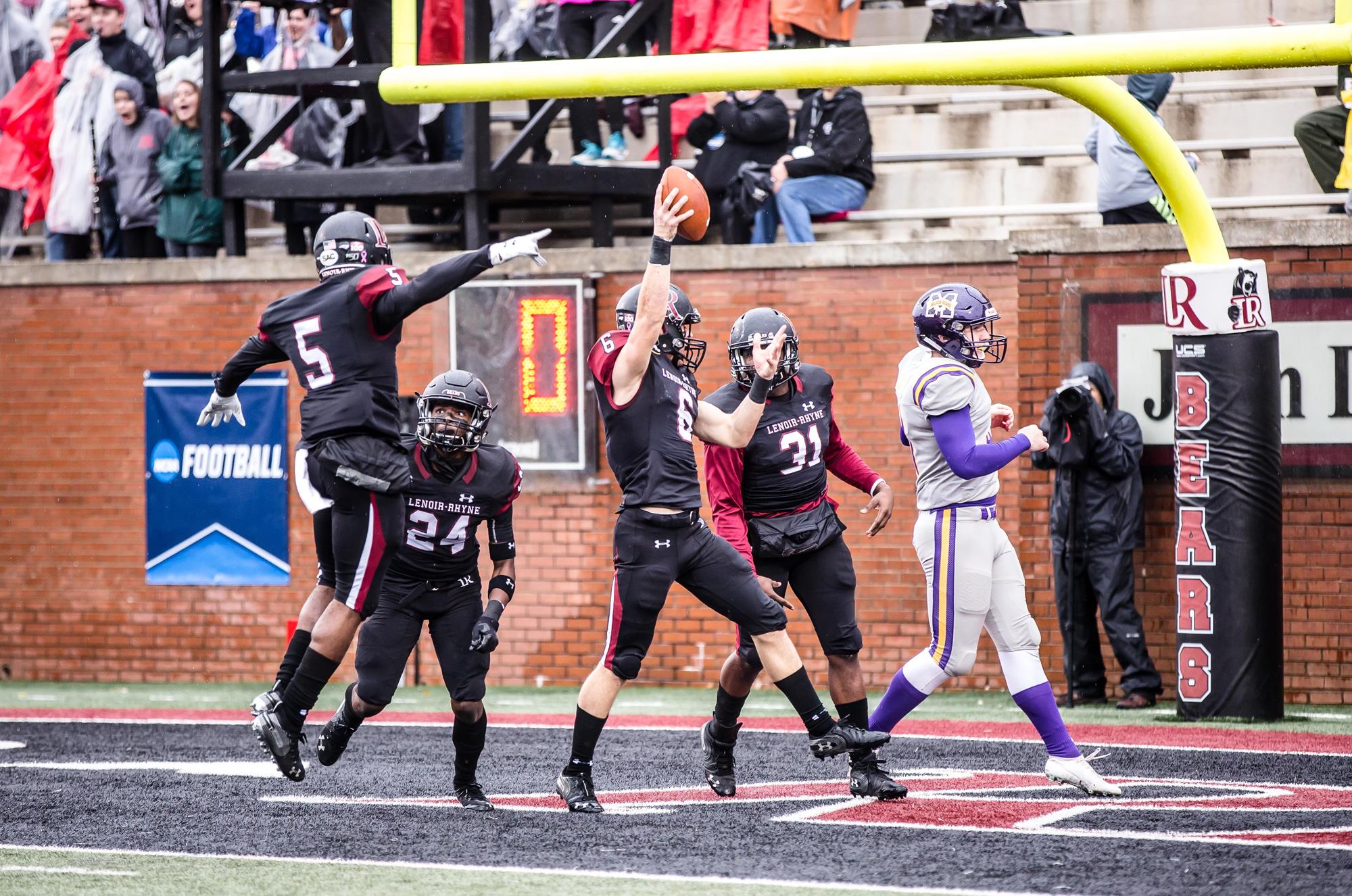 Bears Improve to 12-0 for First Time in History with Playoff Win Over ...