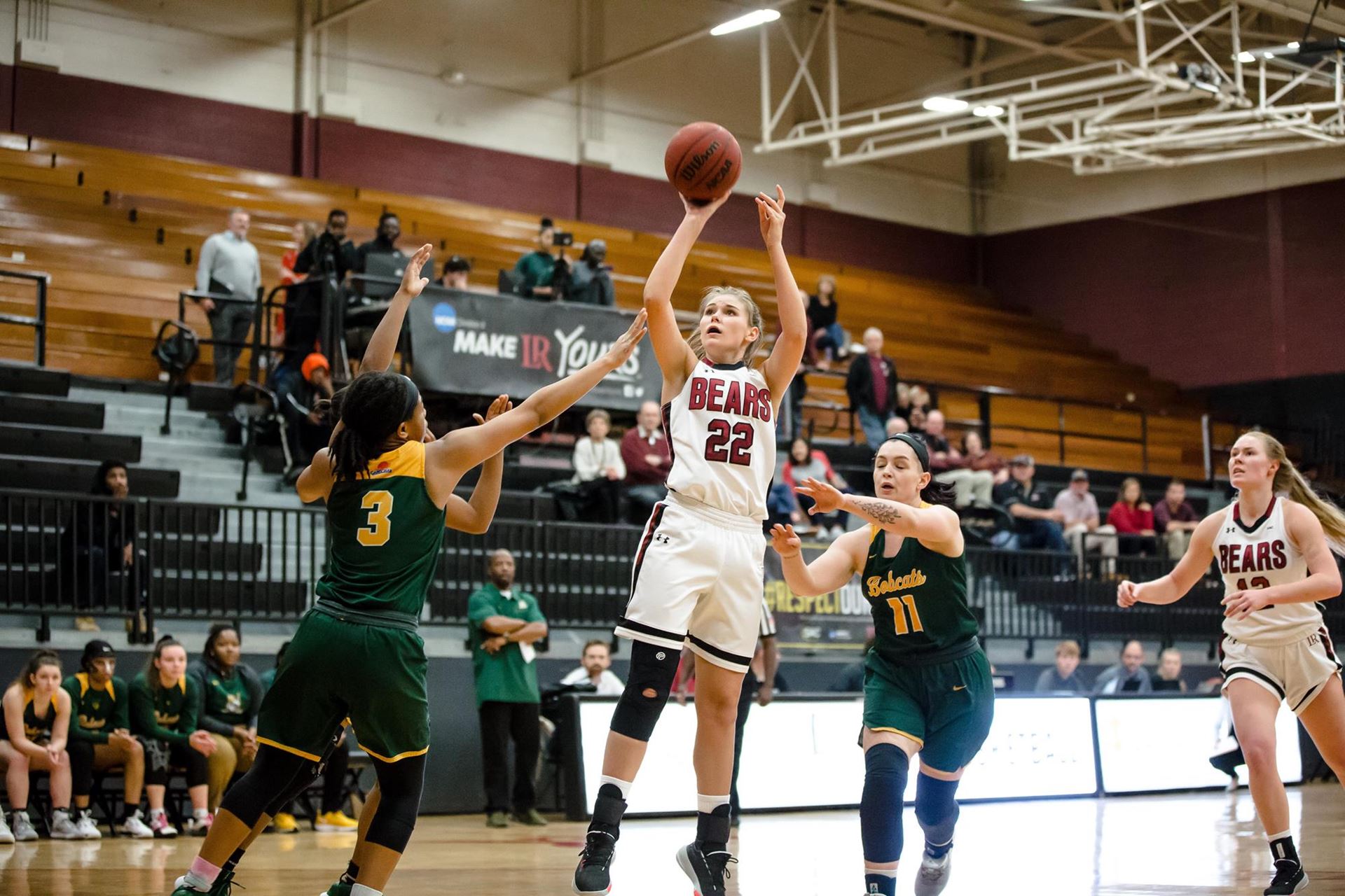 Bears Fall to Carson-Newman in Quarterfinals Despite Bearden's 24 ...