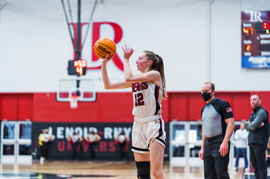 Women's Basketball Snaps Skid with Victory over Lincoln Memorial ...