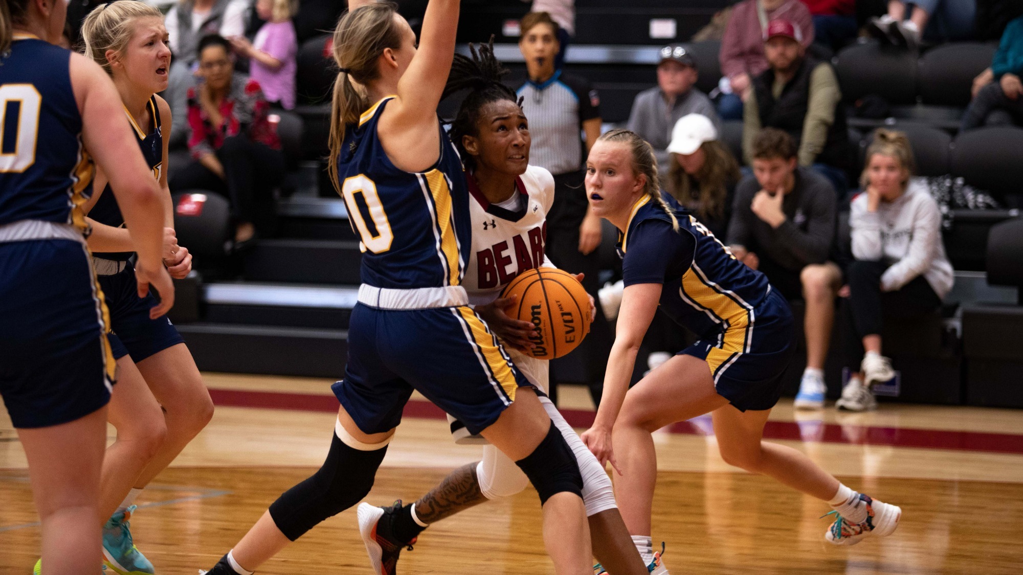 Women's Basketball Holds On for a 60-52 Victory Over Emory & Henry ...
