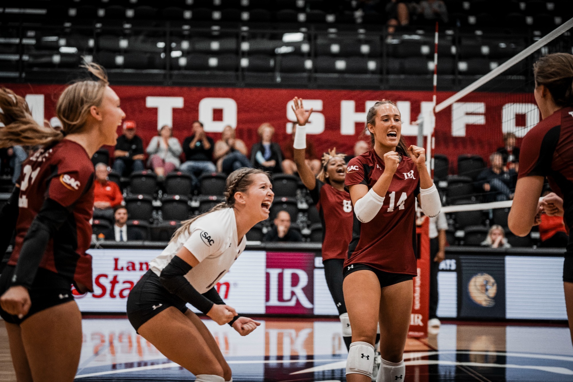 Sydney Karjala - Volleyball - Lenoir-Rhyne University Athletics