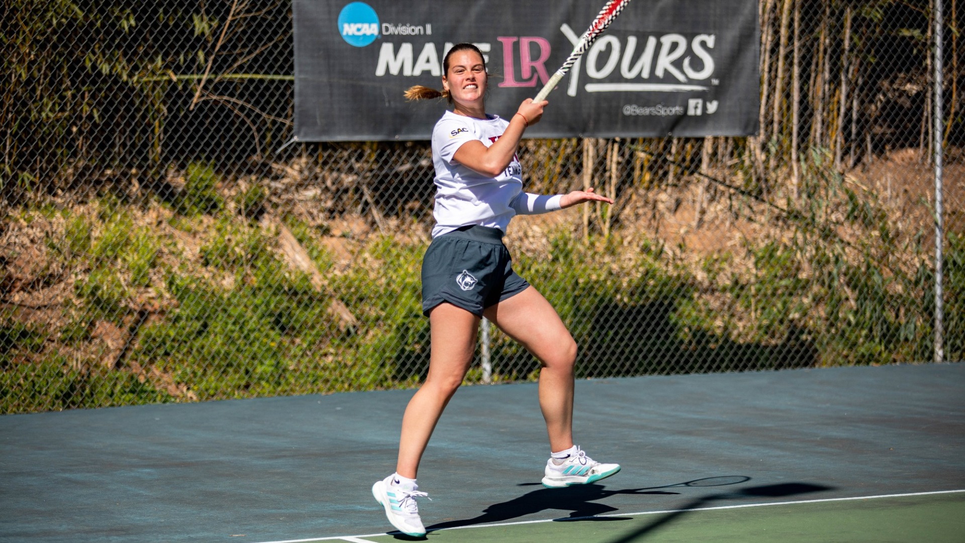 Women's Tennis Return to .500 After 5-2 Win Over Coker - Lenoir-Rhyne ...