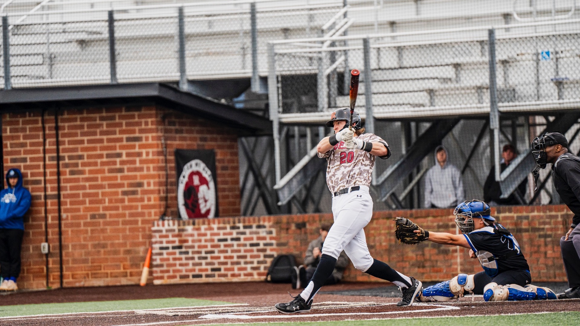 Baseball Handles Chowan in 17-1 Victory - Lenoir-Rhyne University Athletics