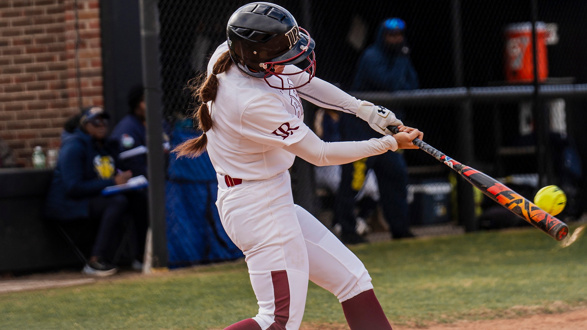 Softball Sweeps Limestone in SAC Opener - Lenoir-Rhyne University Athletics