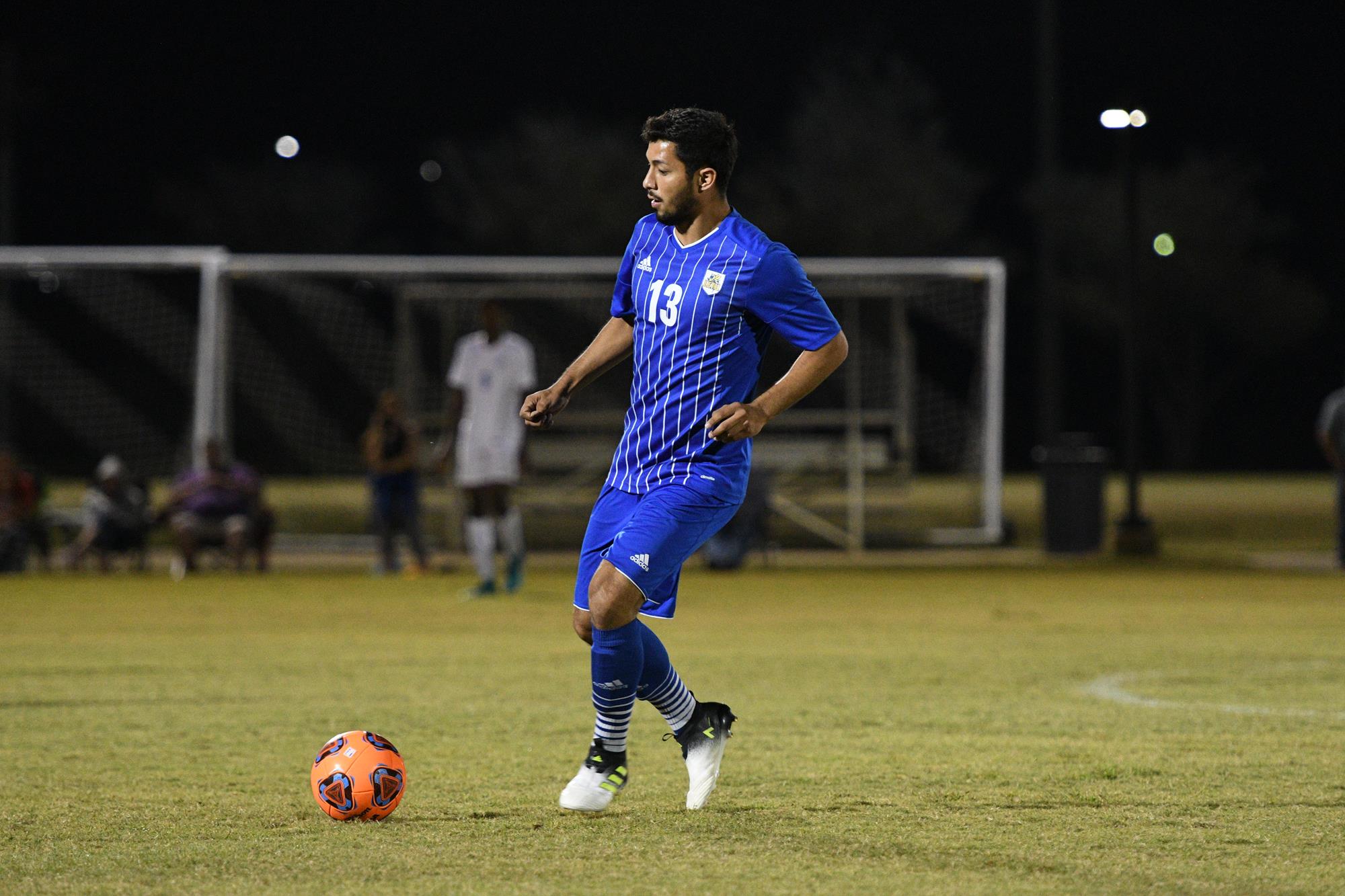 Edward Solis - Men's Soccer - LeTourneau University Athletics