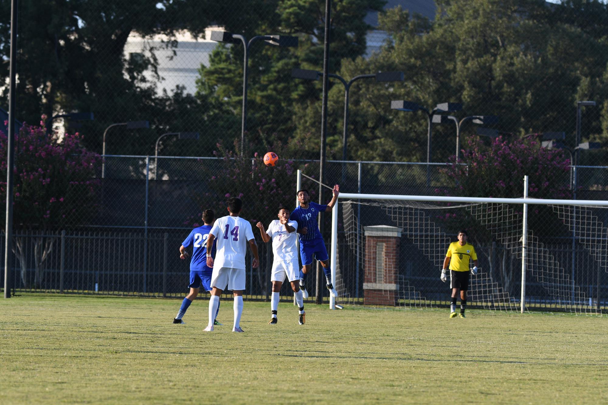 Edward Solis - Men's Soccer - LeTourneau University Athletics