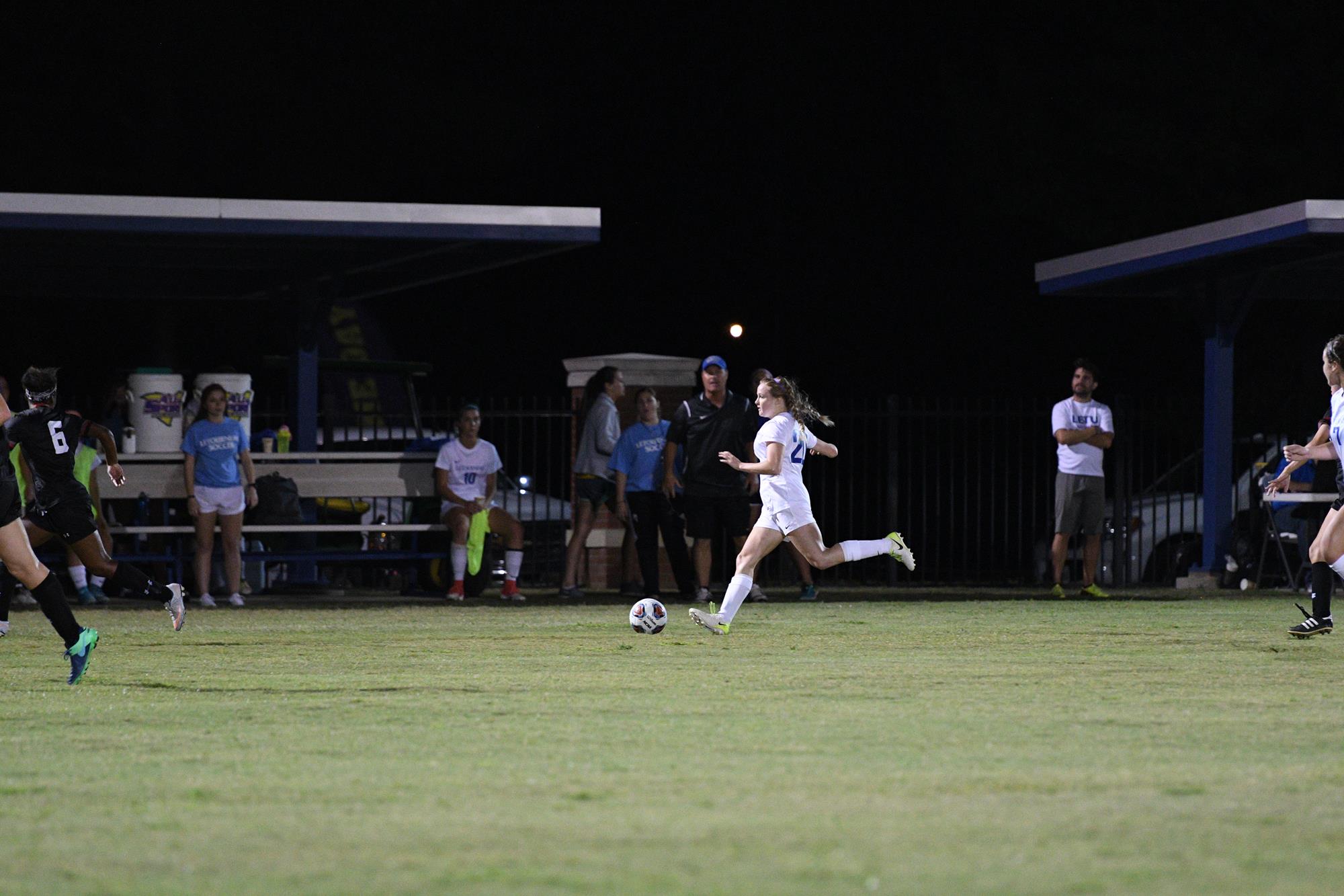 Tamara Mahoney - Women's Soccer - LeTourneau University Athletics