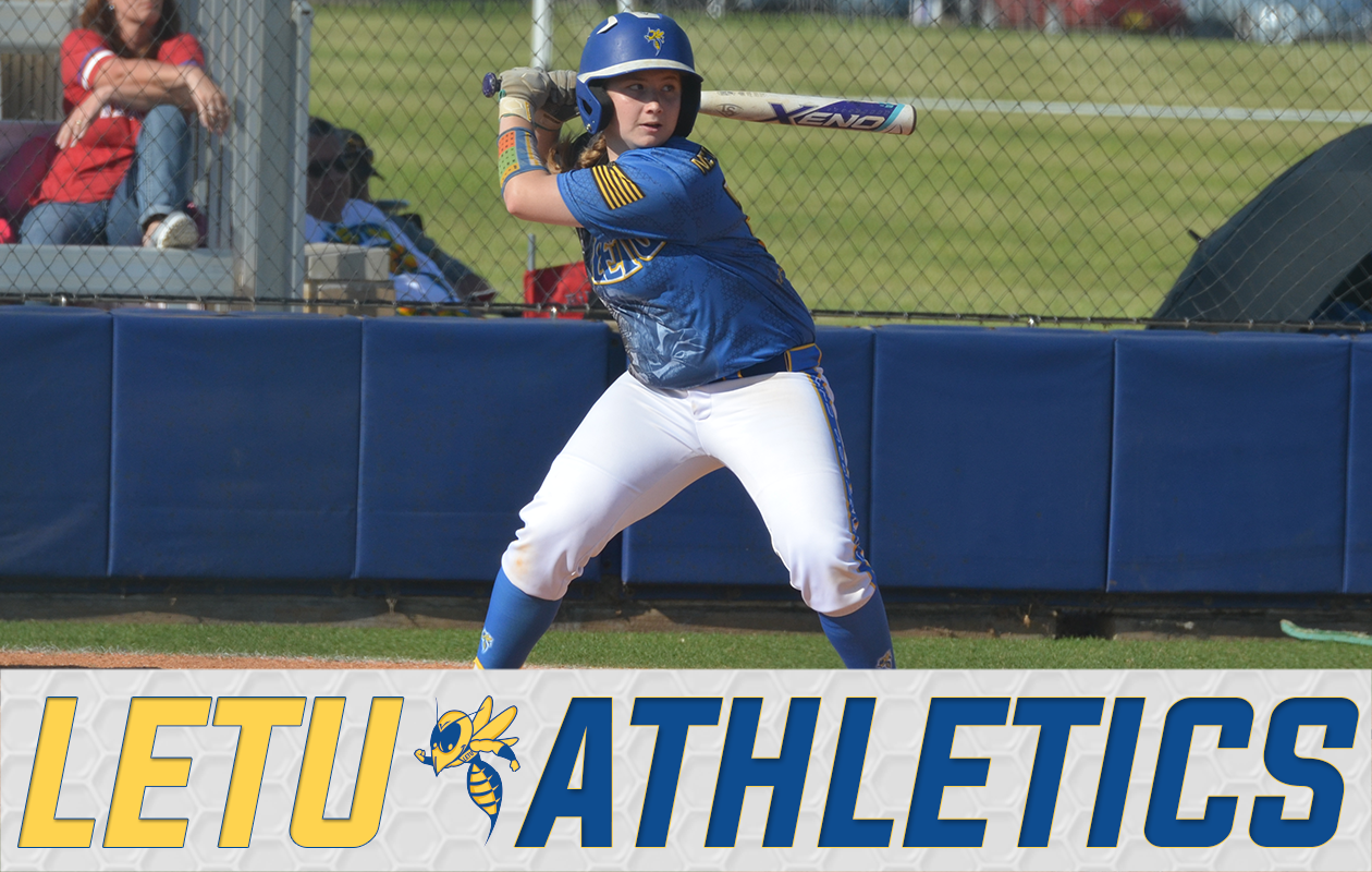 Taylor MacKenzie - Softball - LeTourneau University Athletics