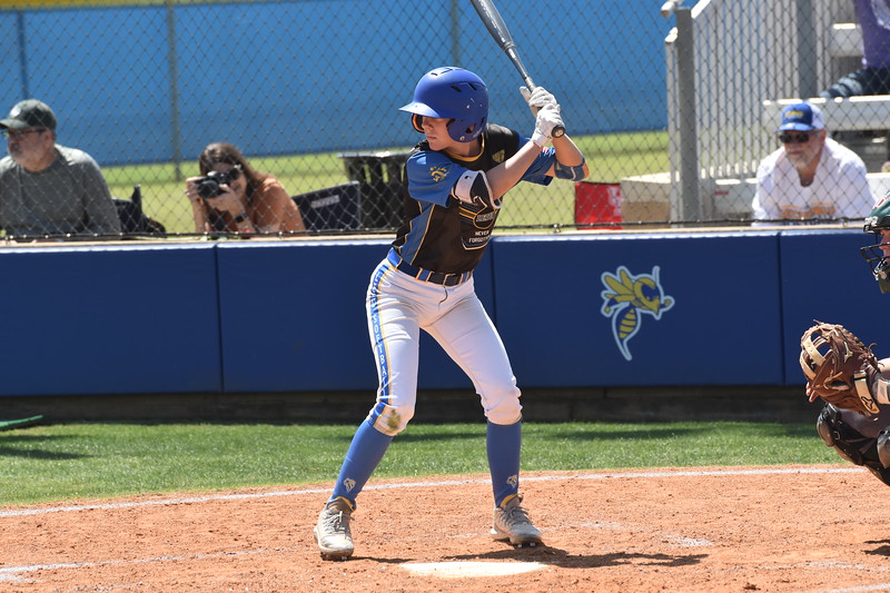 Emilee Anderson - Softball - LeTourneau University Athletics