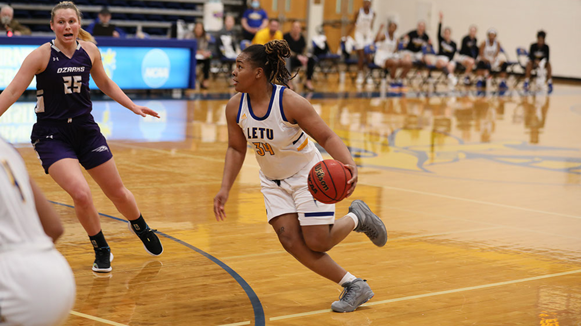 AJ Thomas - Women's Basketball - LeTourneau University Athletics