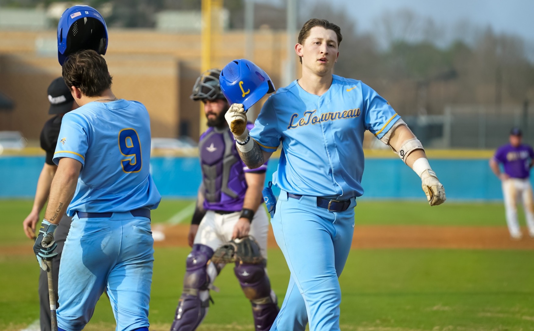 Jones Hits Record-Breaking Homer, but Baseball Falls Late at Redlands ...