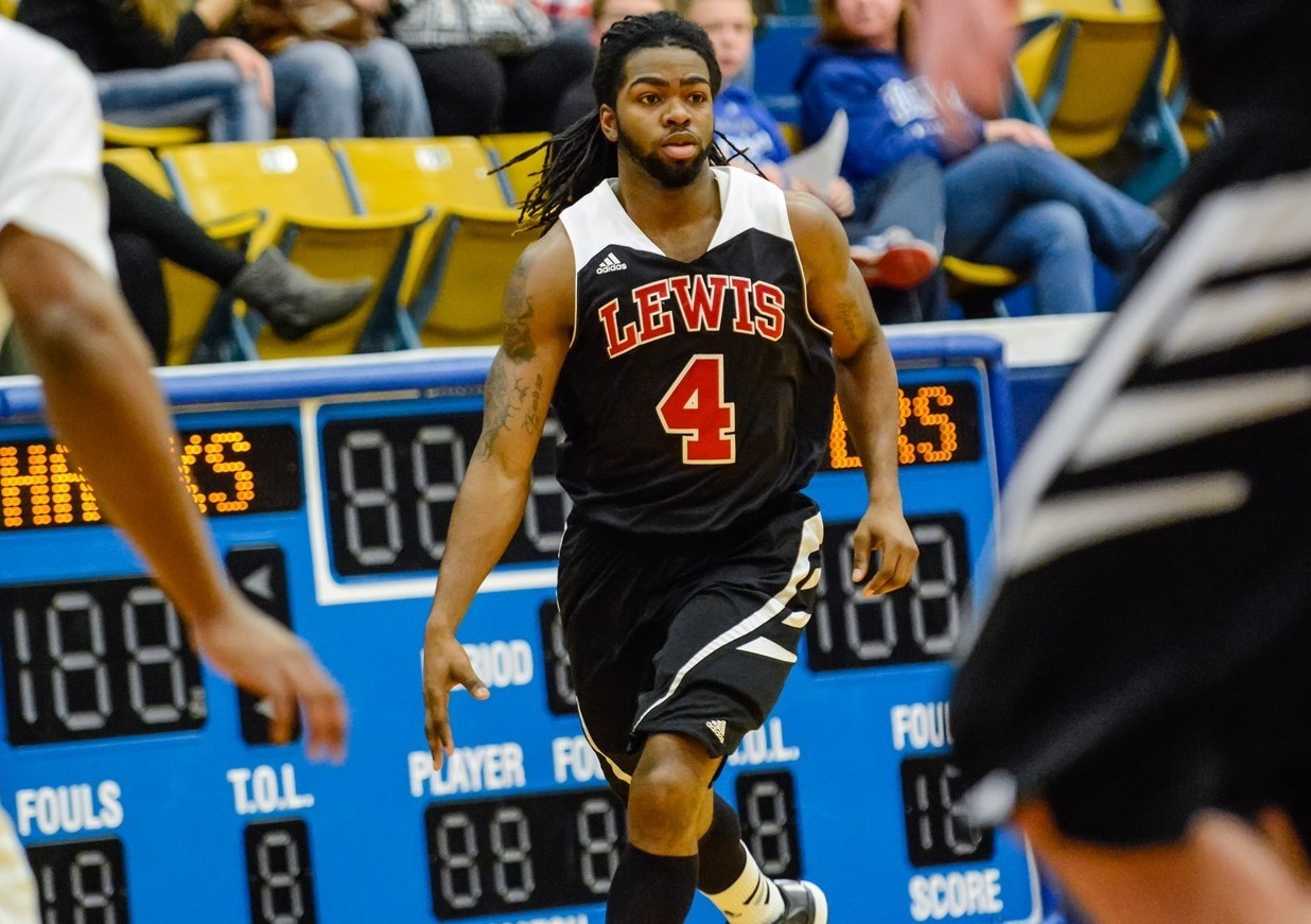 Gabe Williams - Men's Basketball - Lewis University Athletics