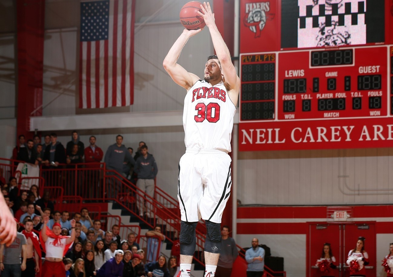 David Niggins - Men's Basketball - Lewis University Athletics