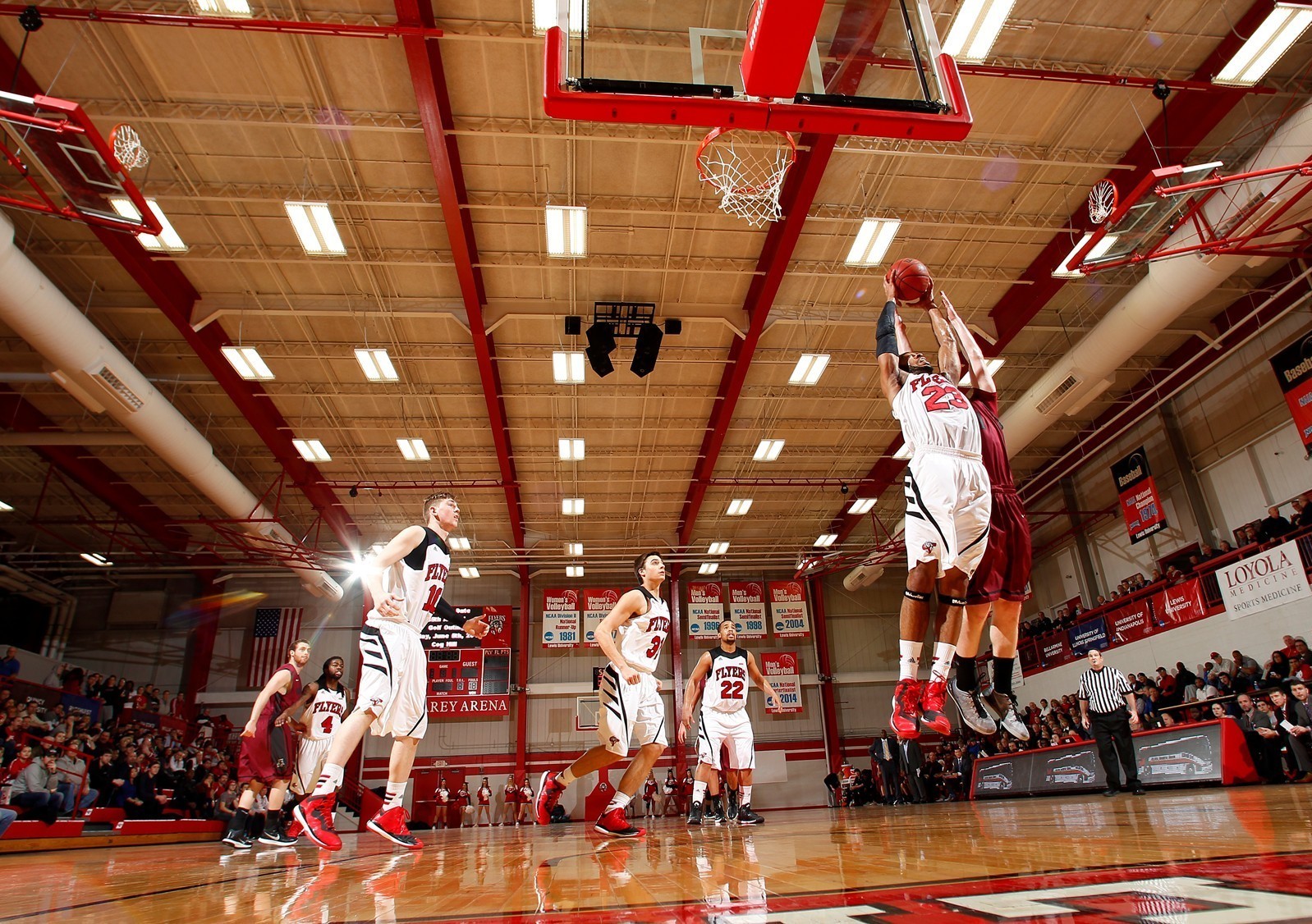 Julian Lewis - Men's Basketball - Lewis University Athletics