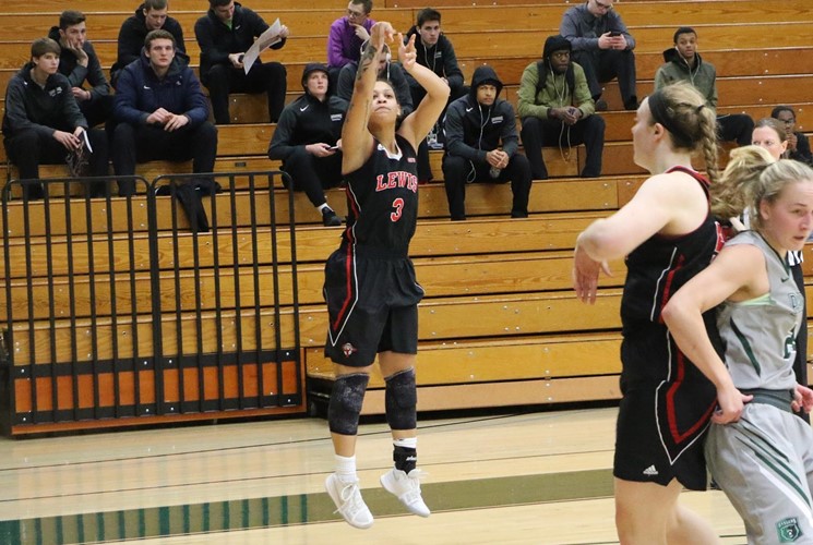 Kayla Brewer - Women's Basketball - Lewis University Athletics