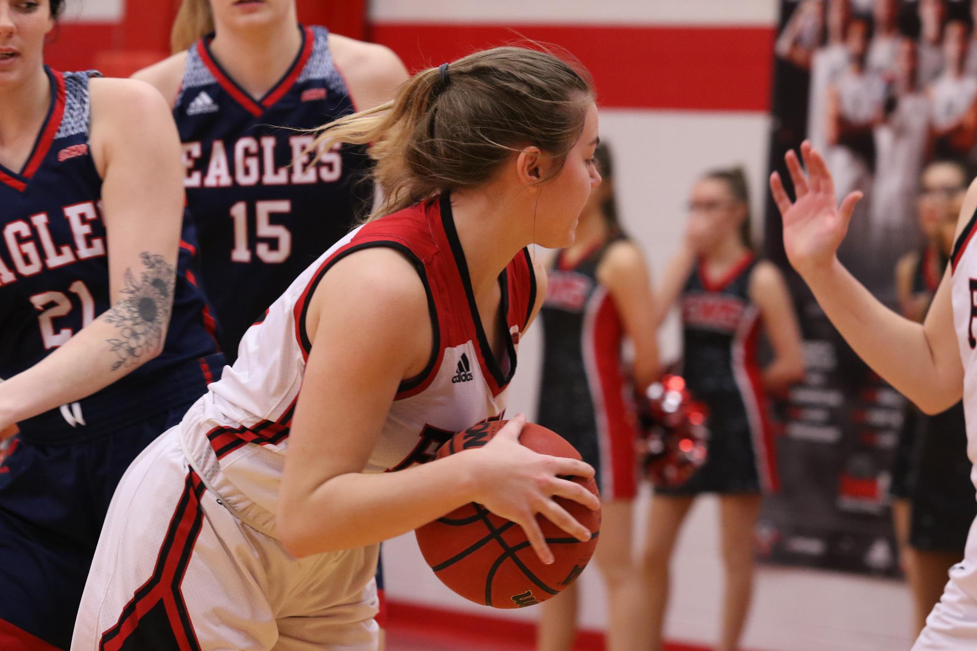 Stephanie Hart - Women's Basketball - Lewis University Athletics