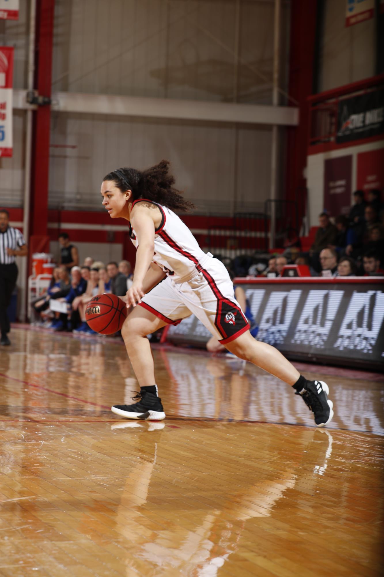 Alyssa Streeter - Women's Basketball - Lewis University Athletics