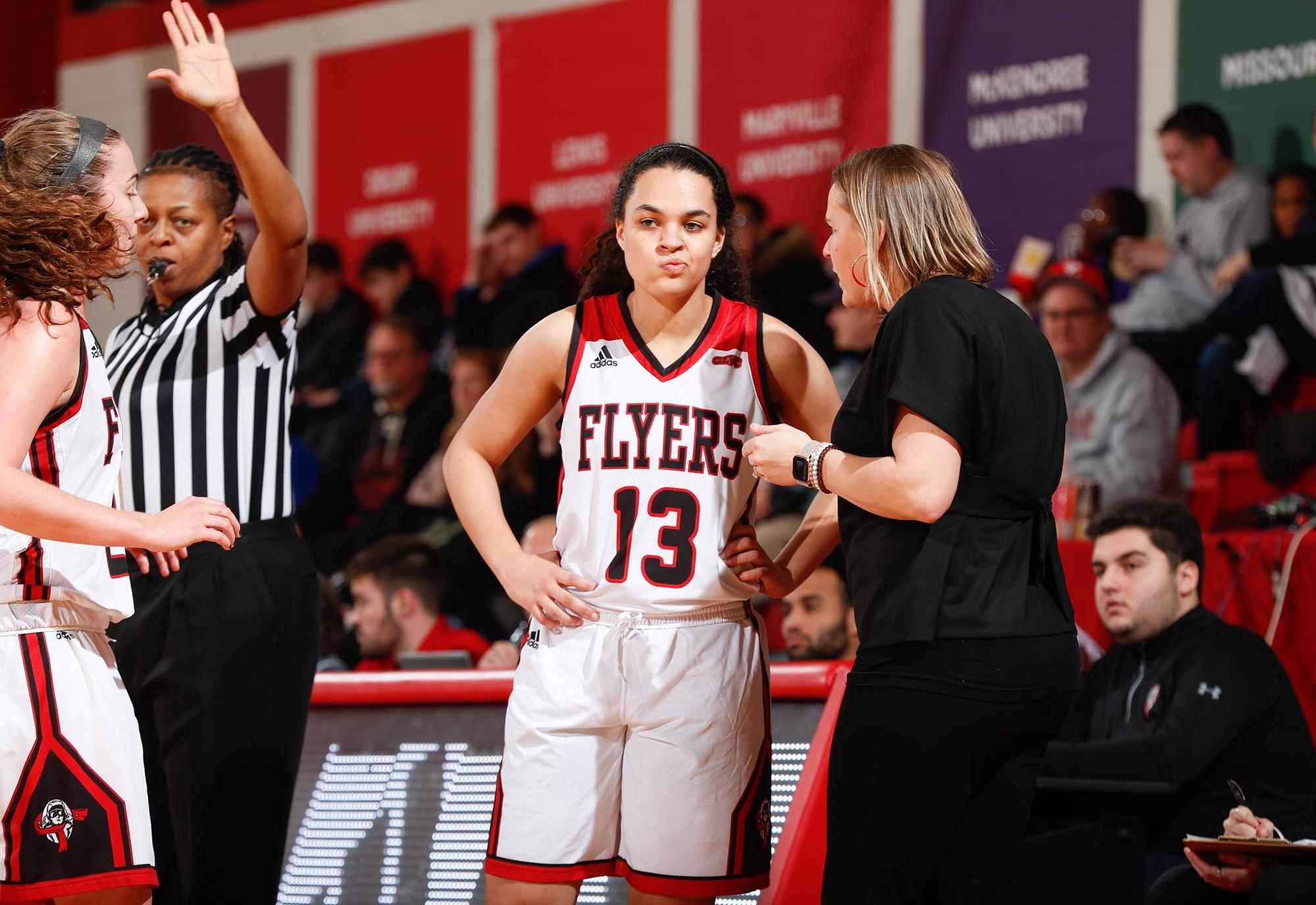 Alyssa Streeter - Women's Basketball - Lewis University Athletics
