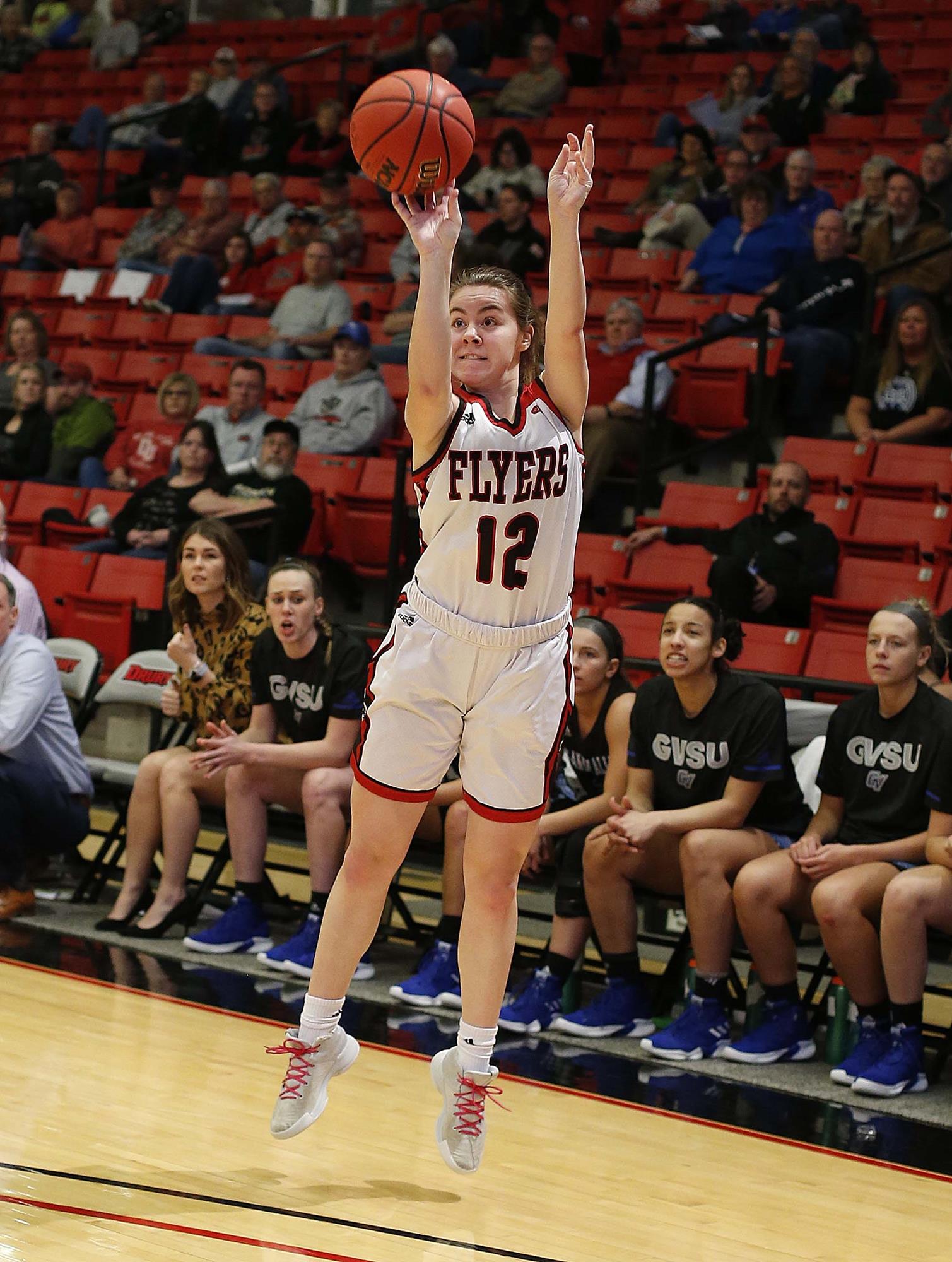 Stephanie Hart - Women's Basketball - Lewis University Athletics