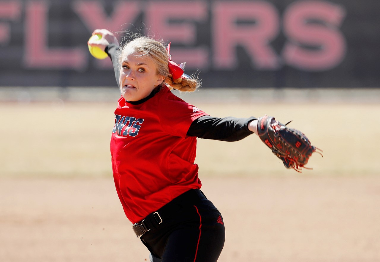 Dara Sanders - Softball - Lewis University Athletics