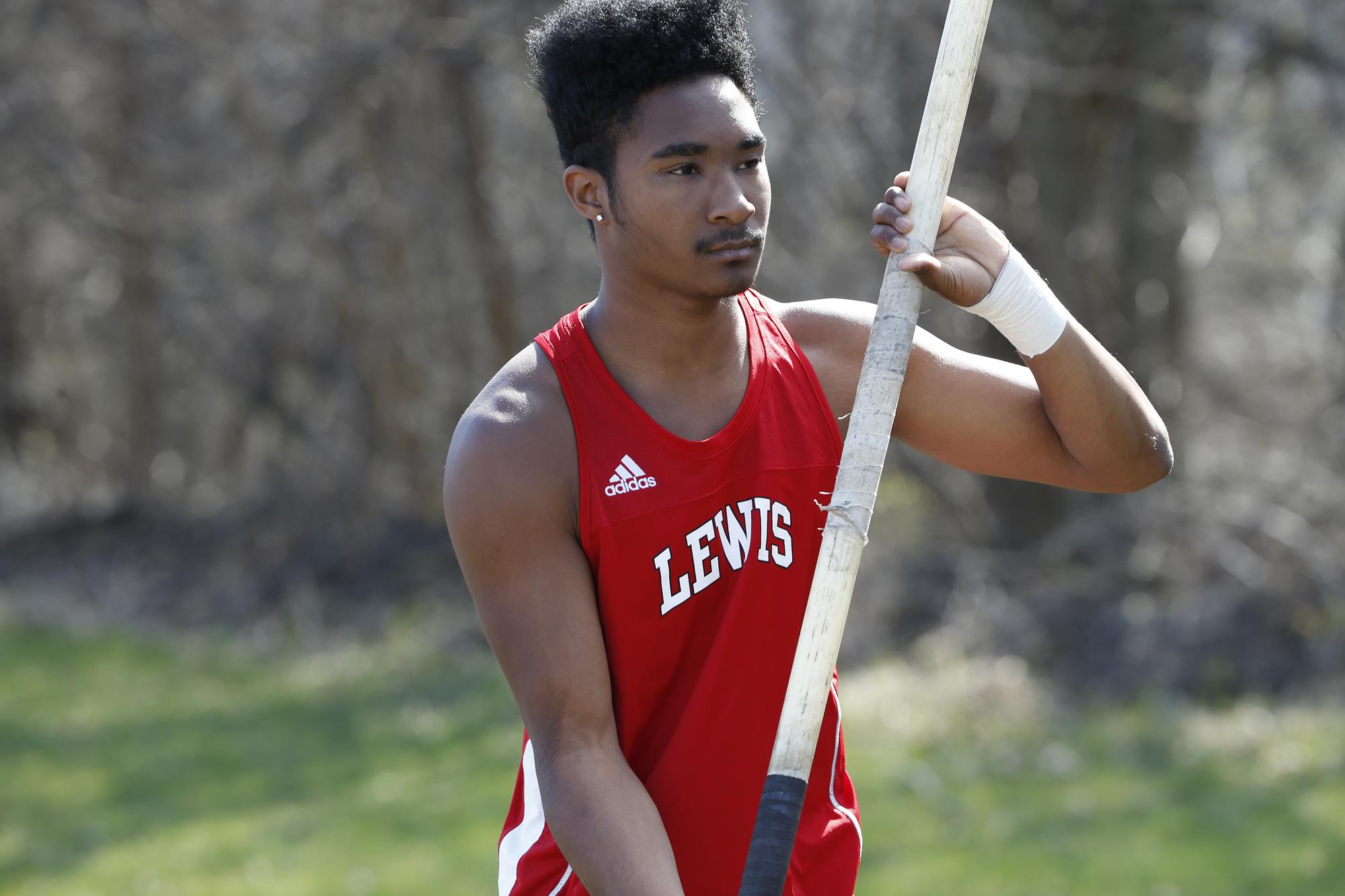 Malcolm Wolfe - Men's Track and Field - Lewis University Athletics