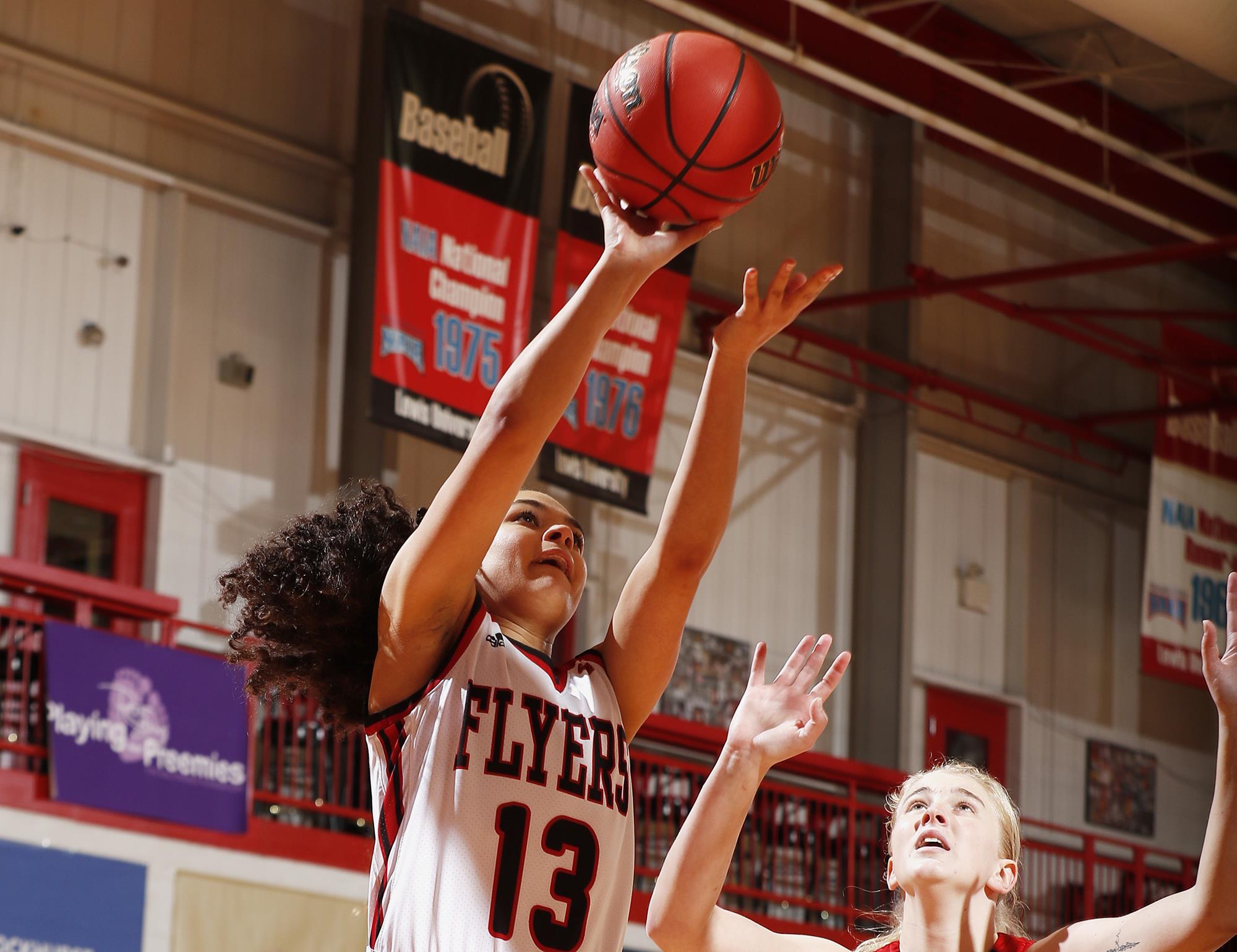 Alyssa Streeter - Women's Basketball - Lewis University Athletics