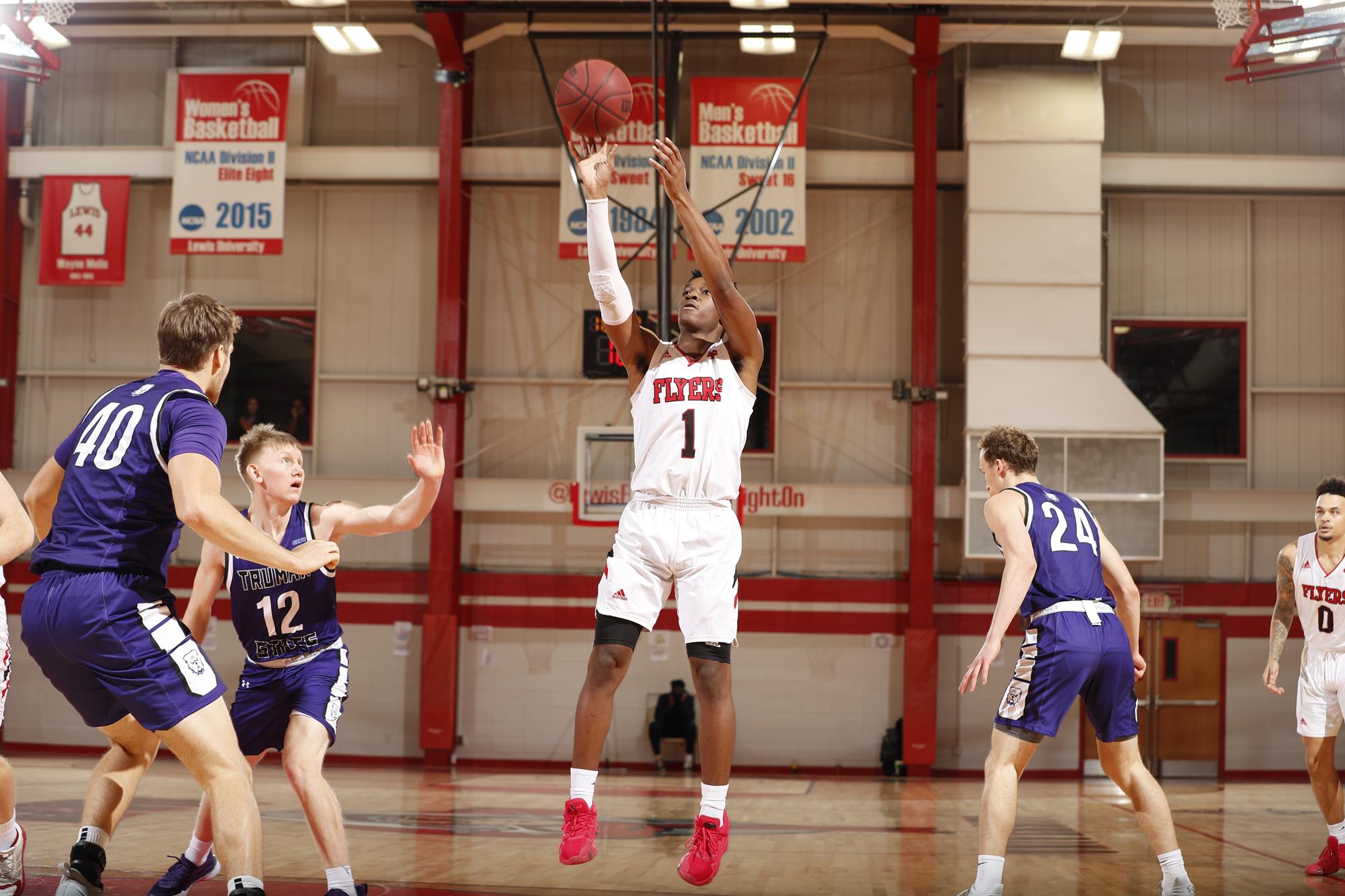 Artese Stapleton - Men's Basketball - Lewis University Athletics