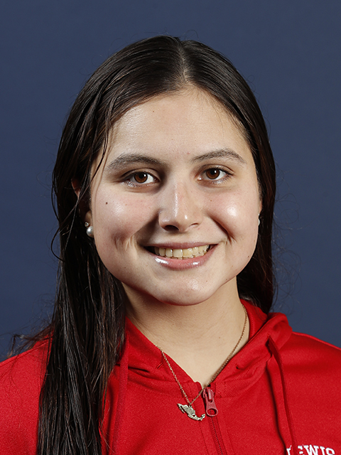 Daniela Navarrete - Women's Swimming Coach - Lewis University Athletics