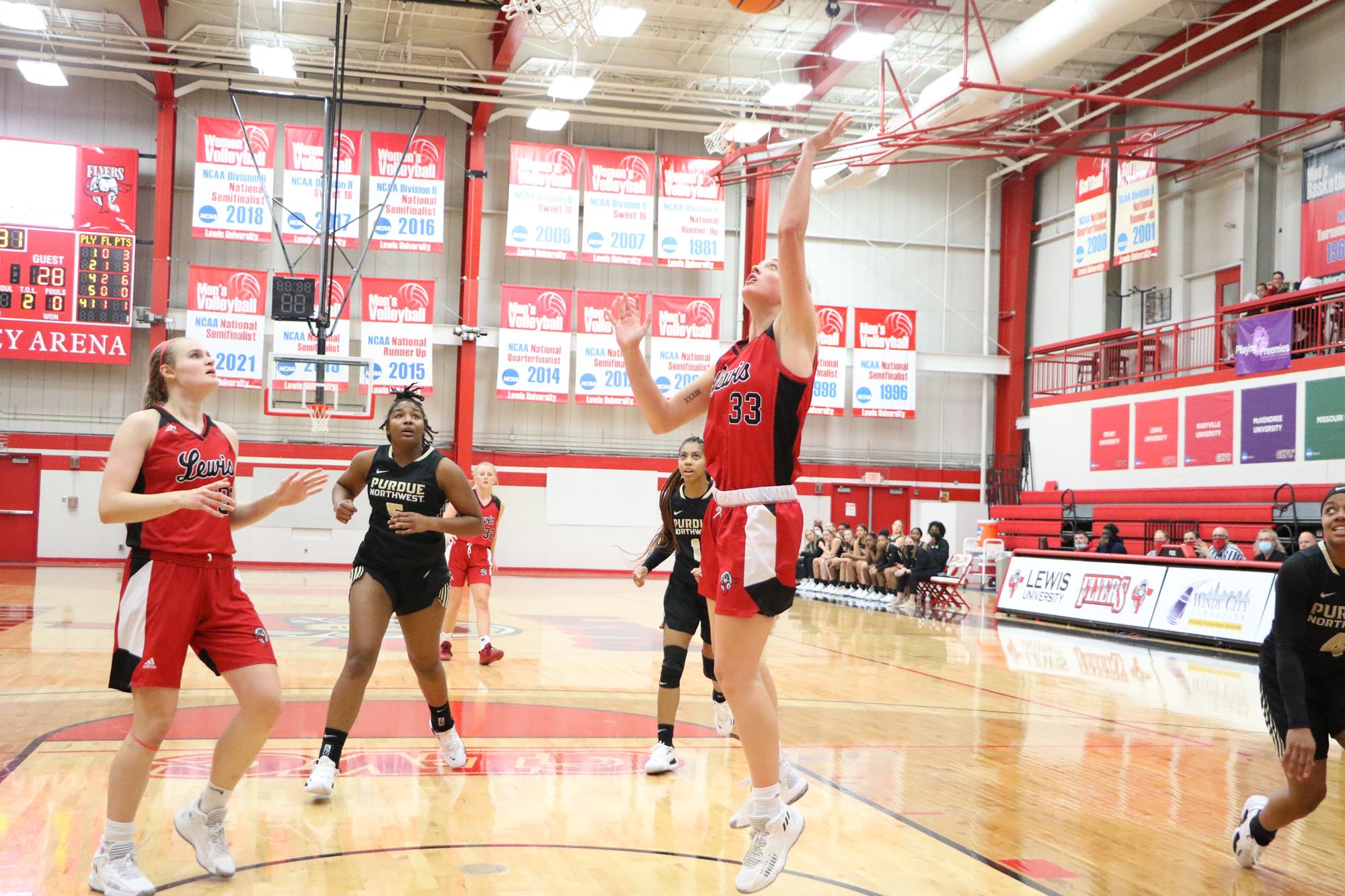 Lily Courier - Women's Basketball - Lewis University Athletics