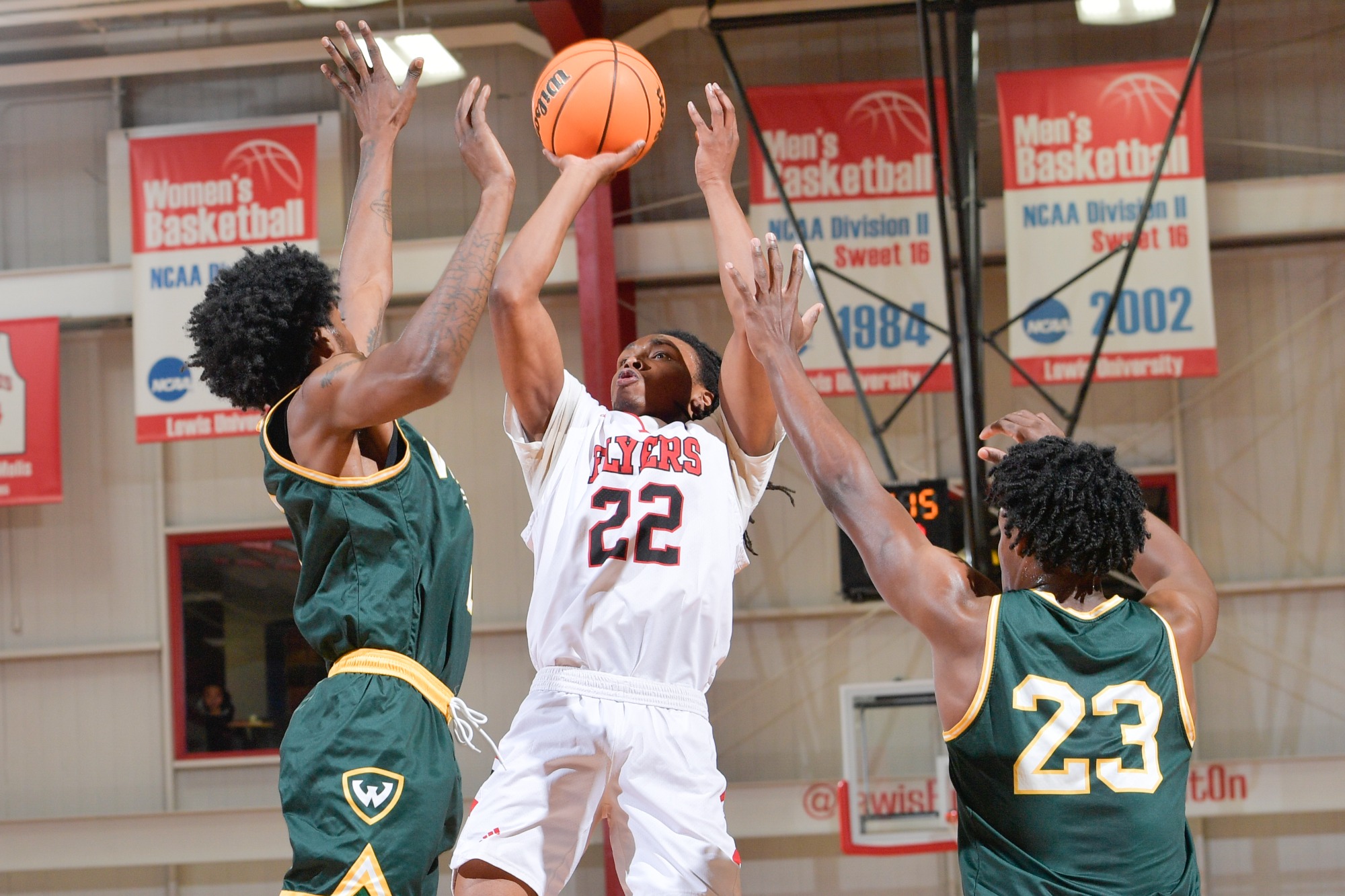 Flyers Top Bulldogs 68-60 For First GLVC Win - Lewis University Athletics