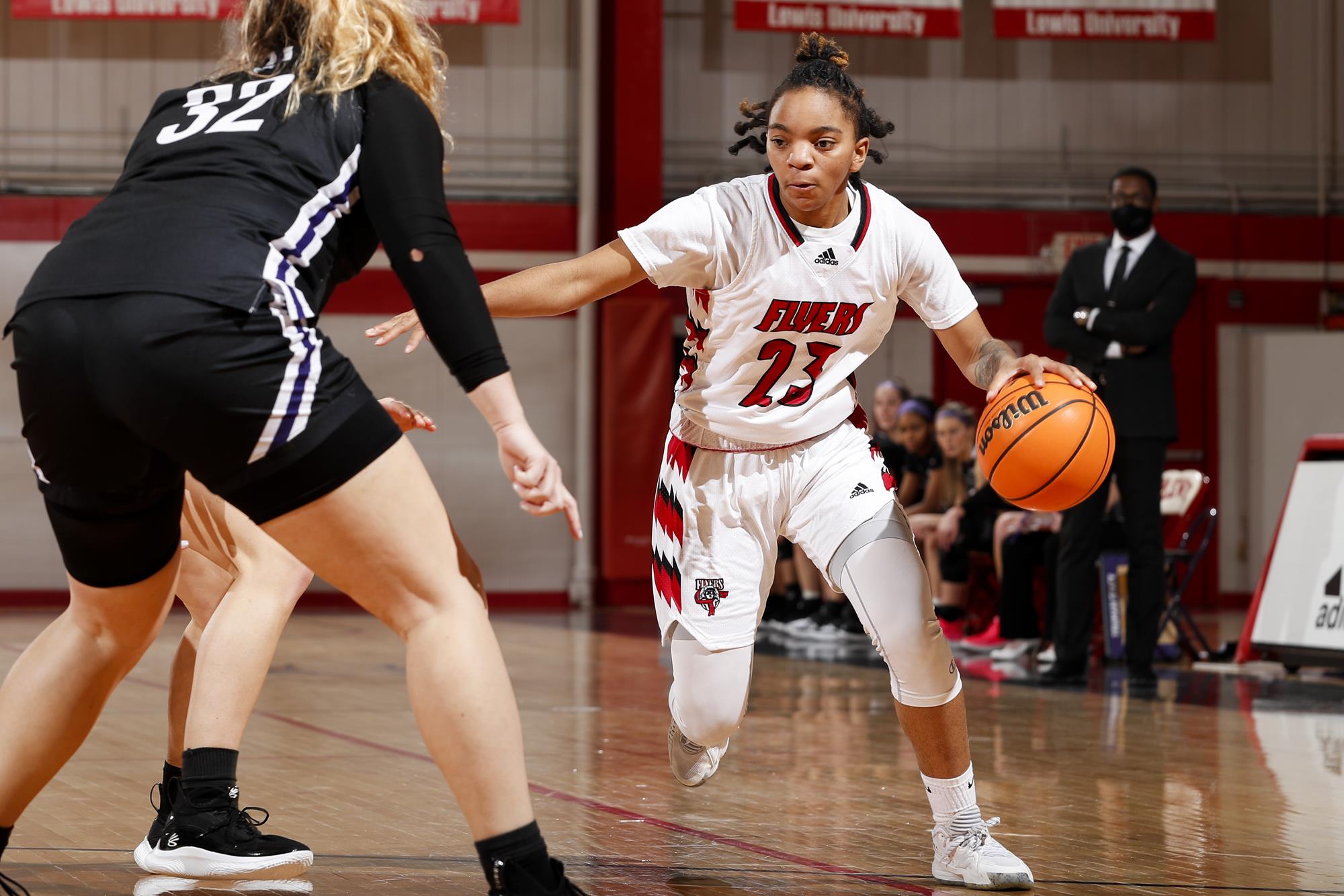 Lewis Women's Basketball Advances To GLVC Quarterfinals With 74-62 Win ...