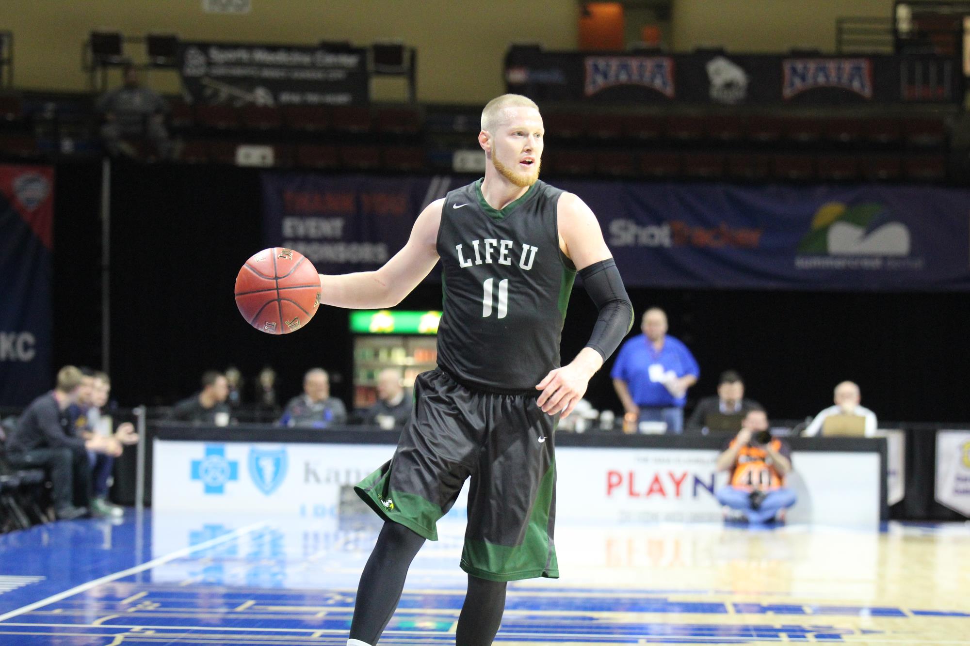 Zach Landis - Men's Basketball - Life University Athletics
