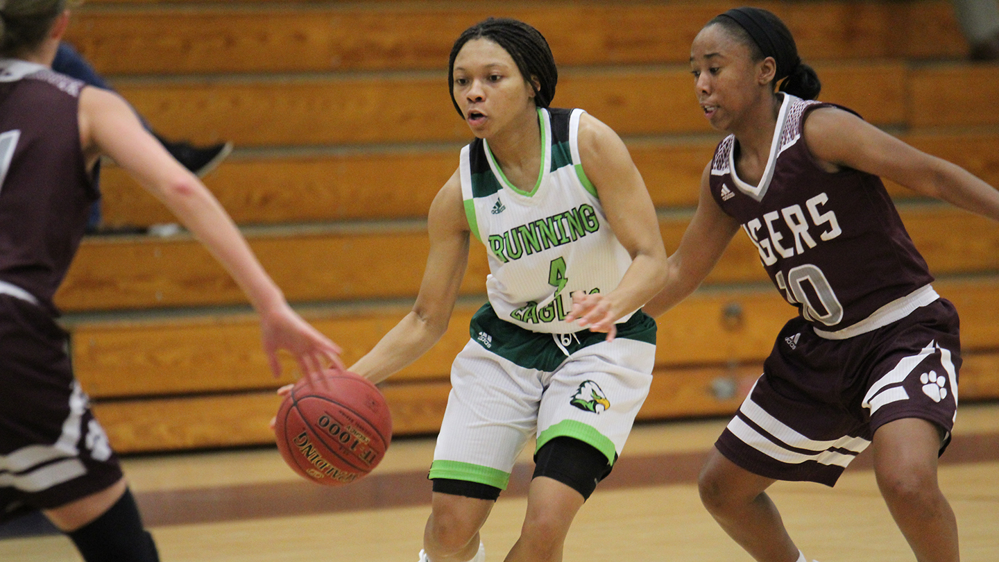 Damiya Montgomery - Women's Basketball - Life University Athletics