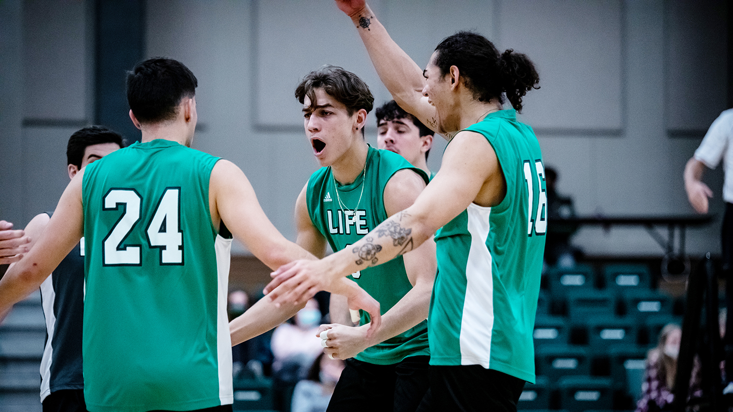 Alex Cabana - Men's Volleyball - Life University Athletics