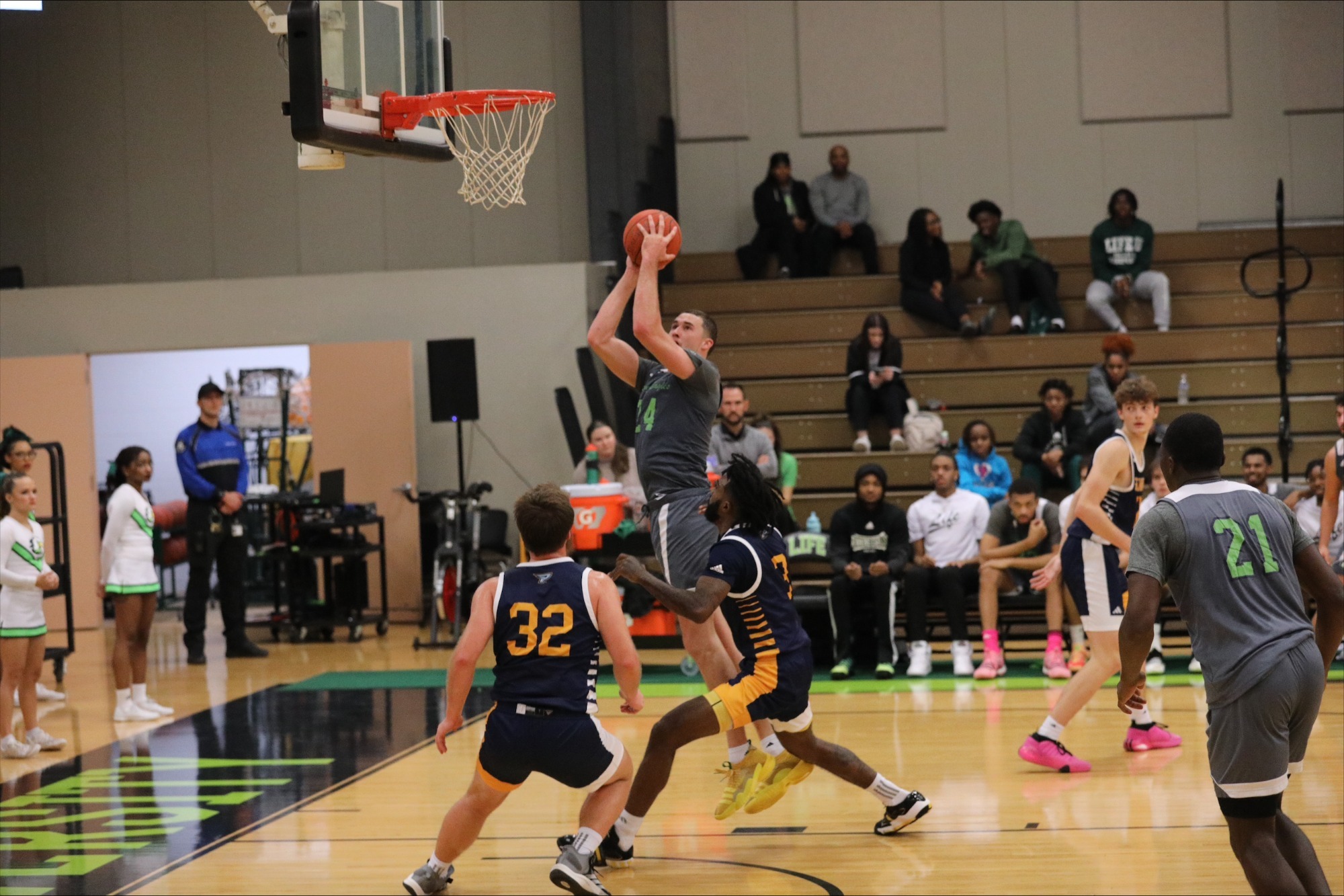 Running Eagles Remain Hot, Open SSAC Play with a Win - Life University Athletics