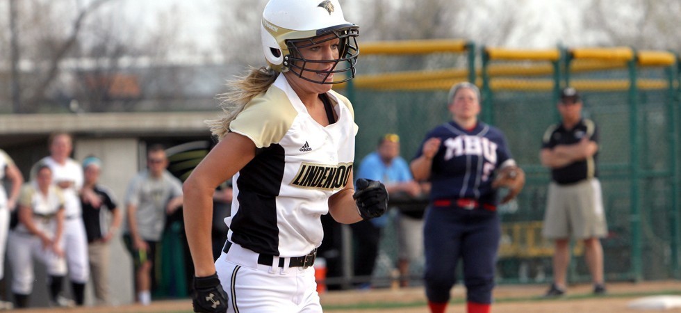 Lindsay Schroeder - Softball - Lindenwood University Athletics