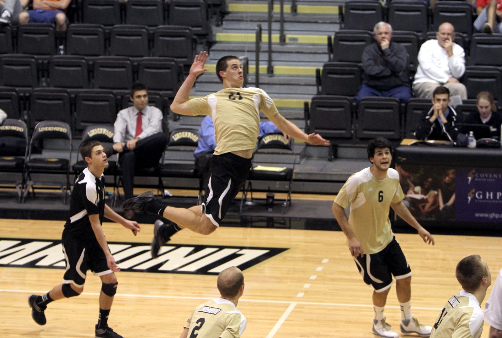 Kyle Overby - Men's Volleyball - Lindenwood University Athletics