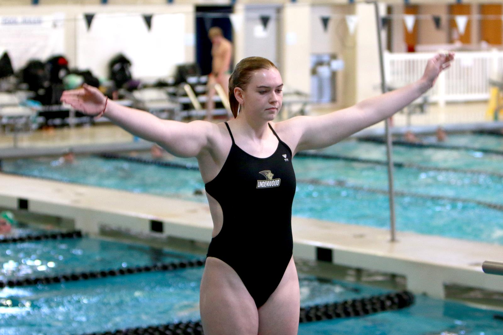 Ashley Holloway - Women's Swimming & Diving - Lindenwood University ...