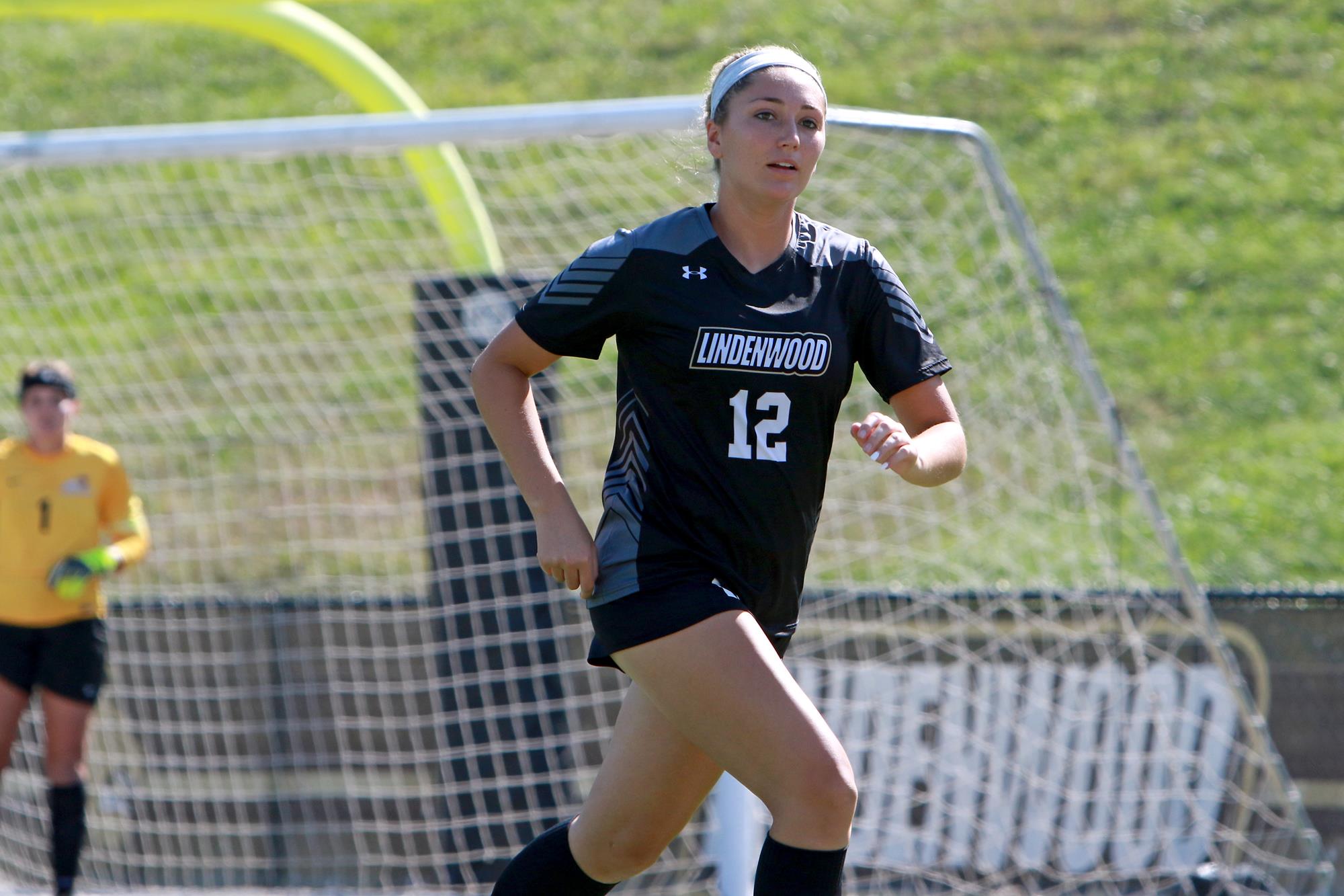 Emily Schneider - Women's Soccer - Lindenwood University Athletics