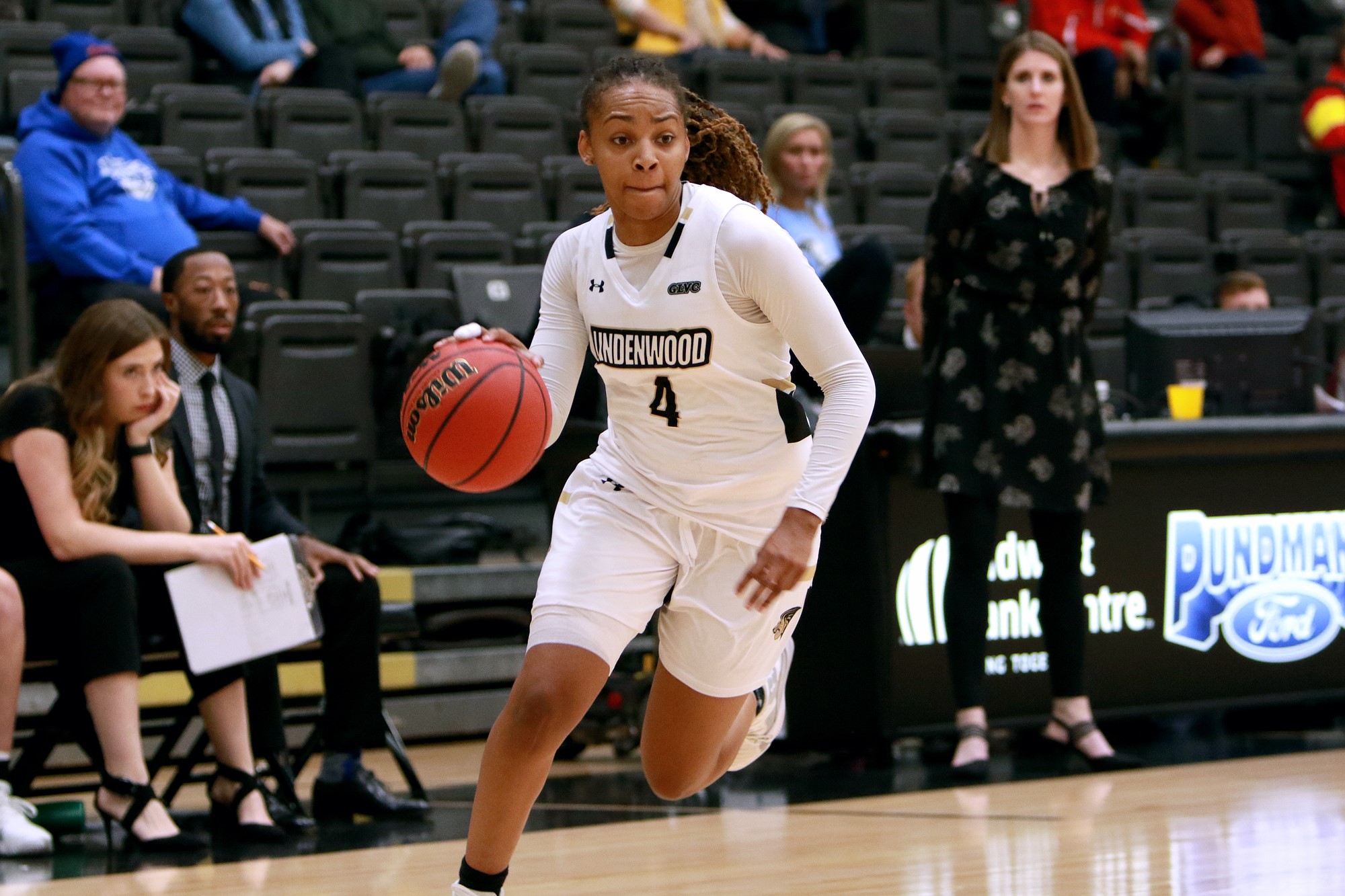 Women's Basketball Leads Wire-to-Wire in Quincy Win - Lindenwood ...