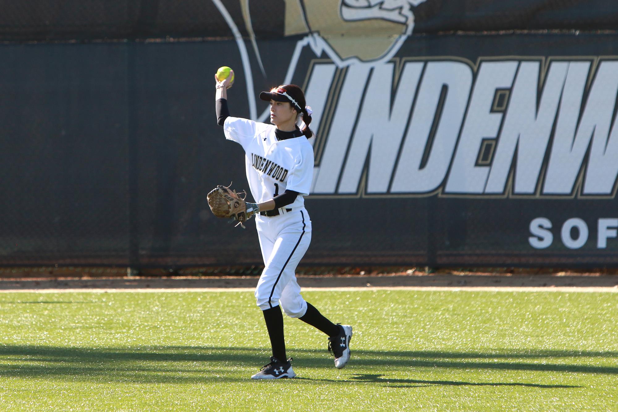 Softball Splits at Rosemont Dome Invitational - Lindenwood University ...