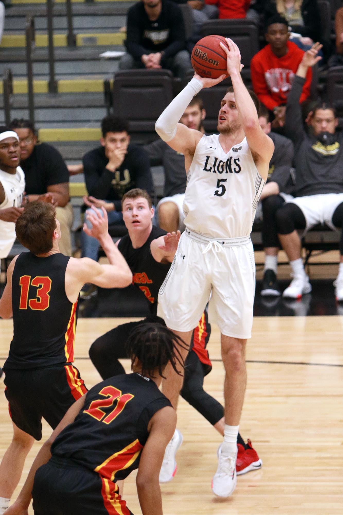 Luka Radosevic - Men's Basketball - Lindenwood University Athletics