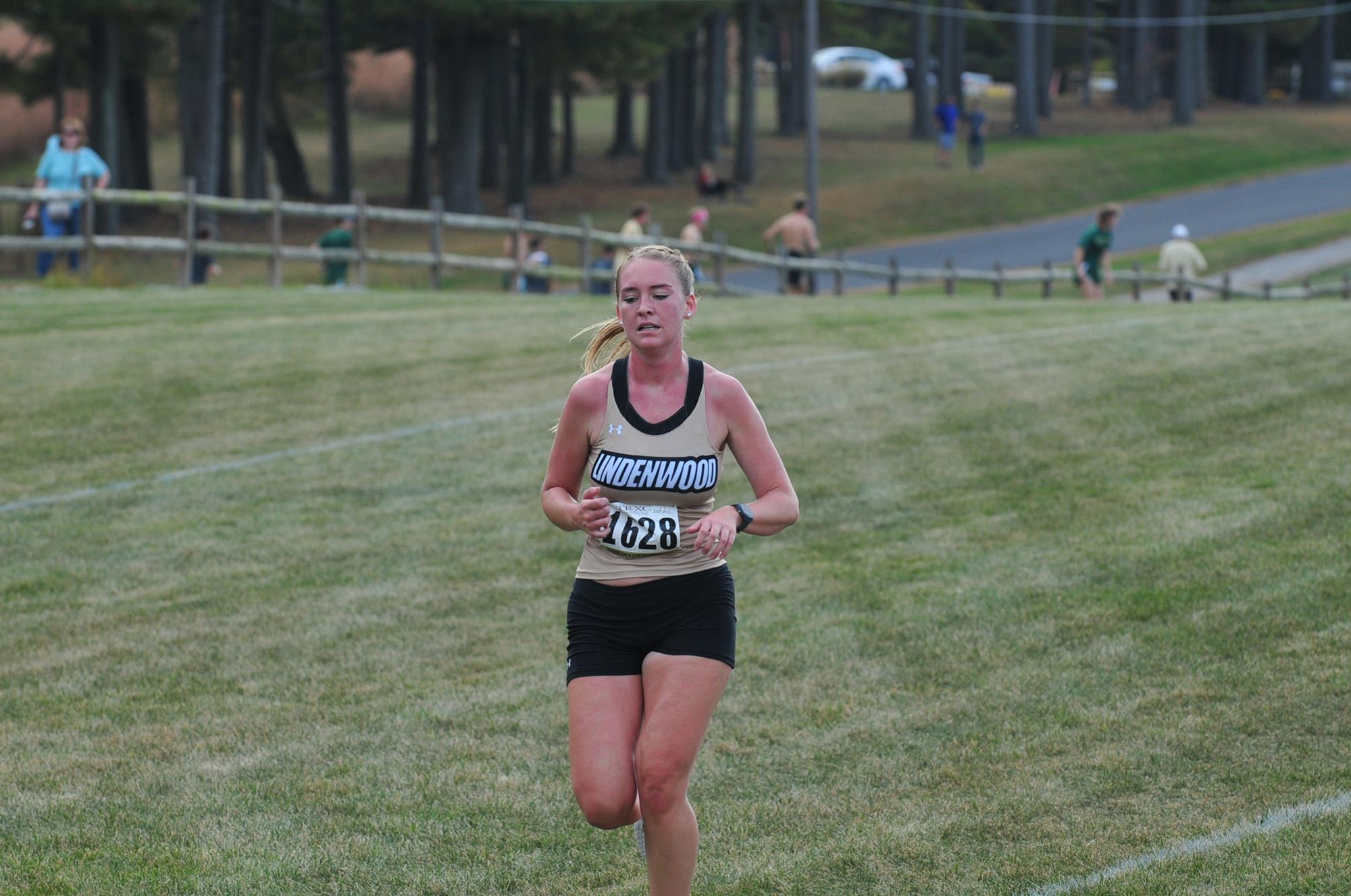 Emma Leach - Women's Cross Country - Lindenwood University Athletics