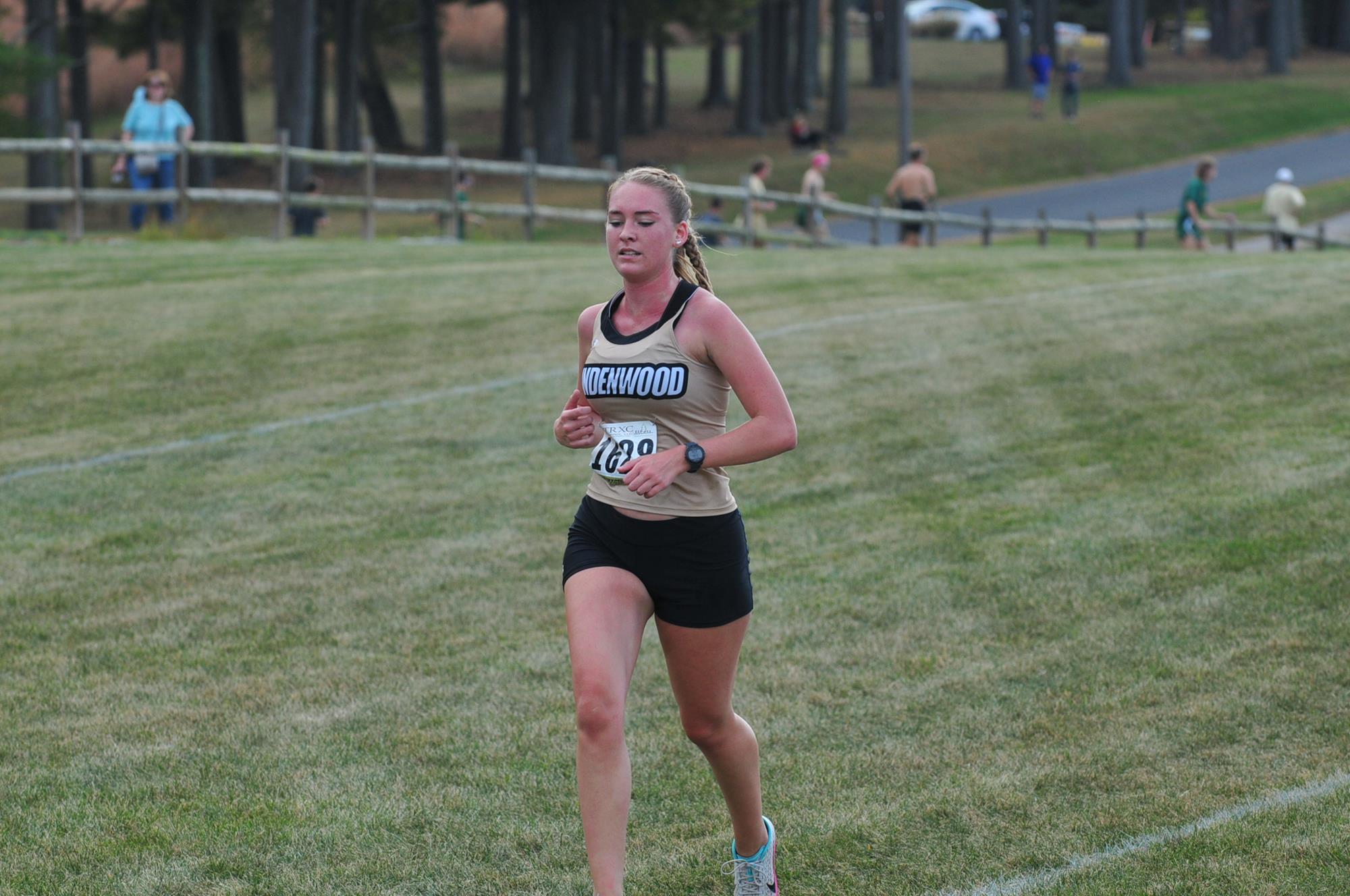 Emma Leach - Women's Cross Country - Lindenwood University Athletics