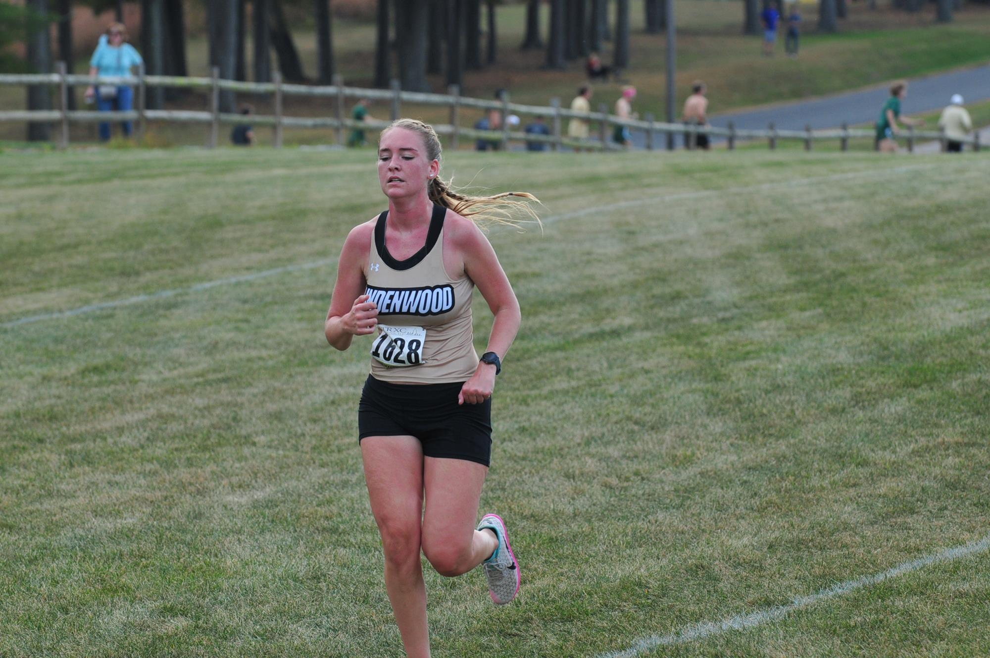 Emma Leach - Women's Cross Country - Lindenwood University Athletics